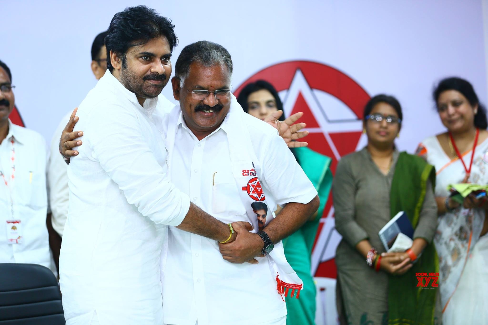 JanaSena Chief Pawan Kalayan Inviting Balaraju Into The Party - Gallery ...