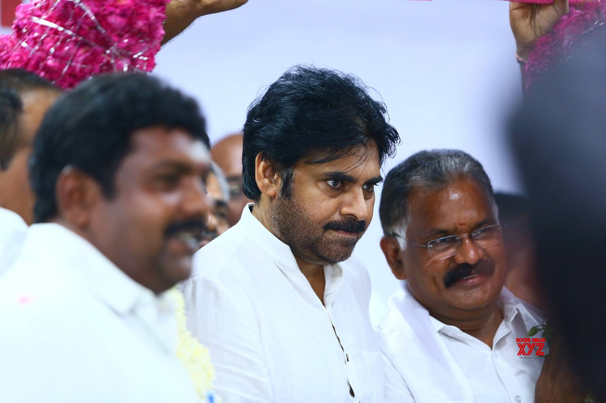 JanaSena Chief Pawan Kalayan Inviting Balaraju Into The Party - Gallery ...