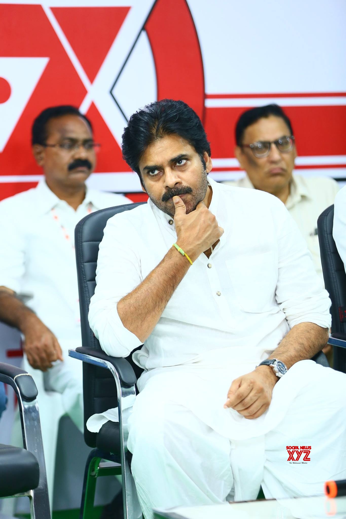 JanaSena Chief Pawan Kalayan Inviting Balaraju Into The Party - Gallery ...