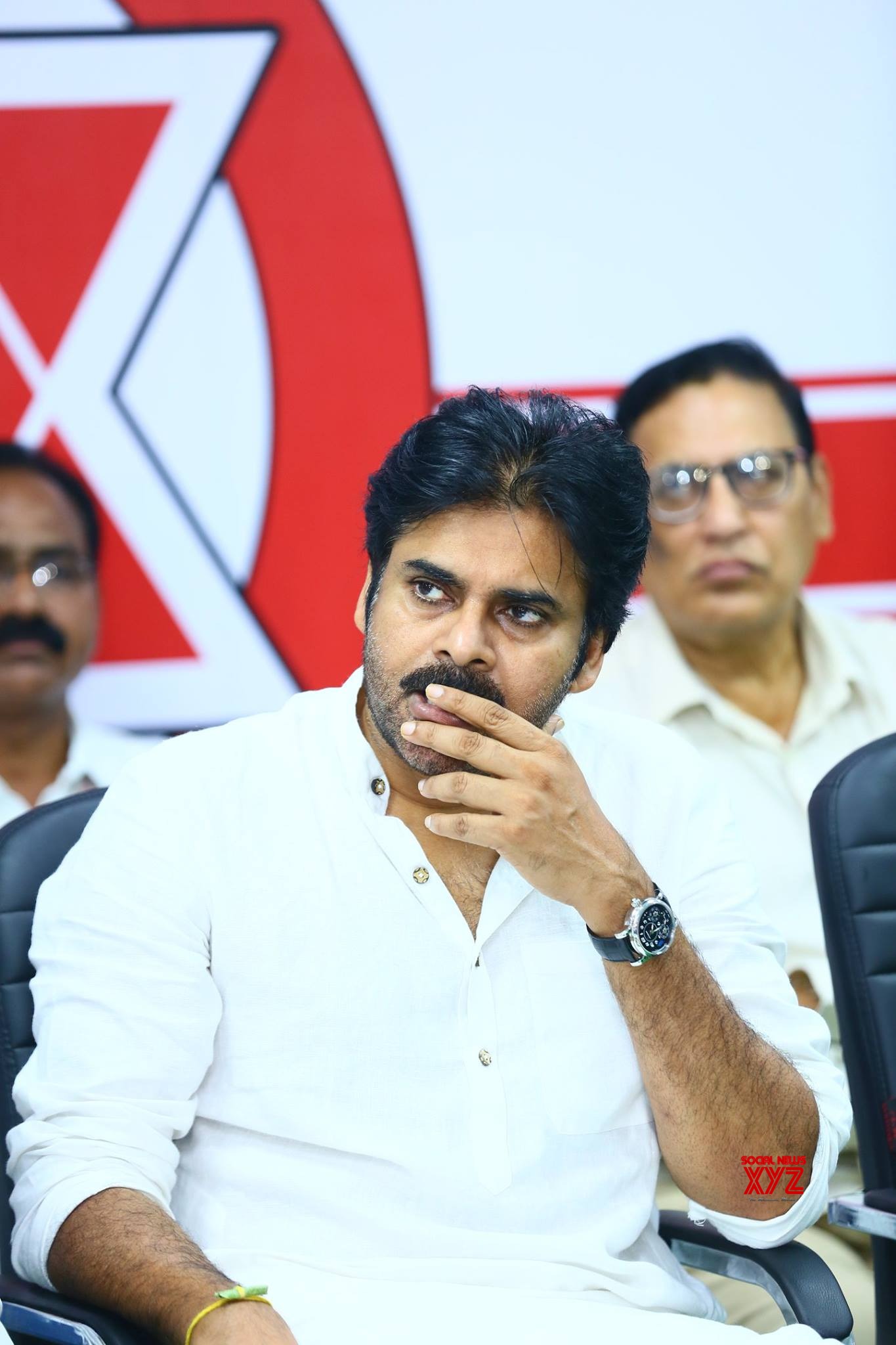 JanaSena Chief Pawan Kalayan Inviting Balaraju Into The Party - Gallery ...