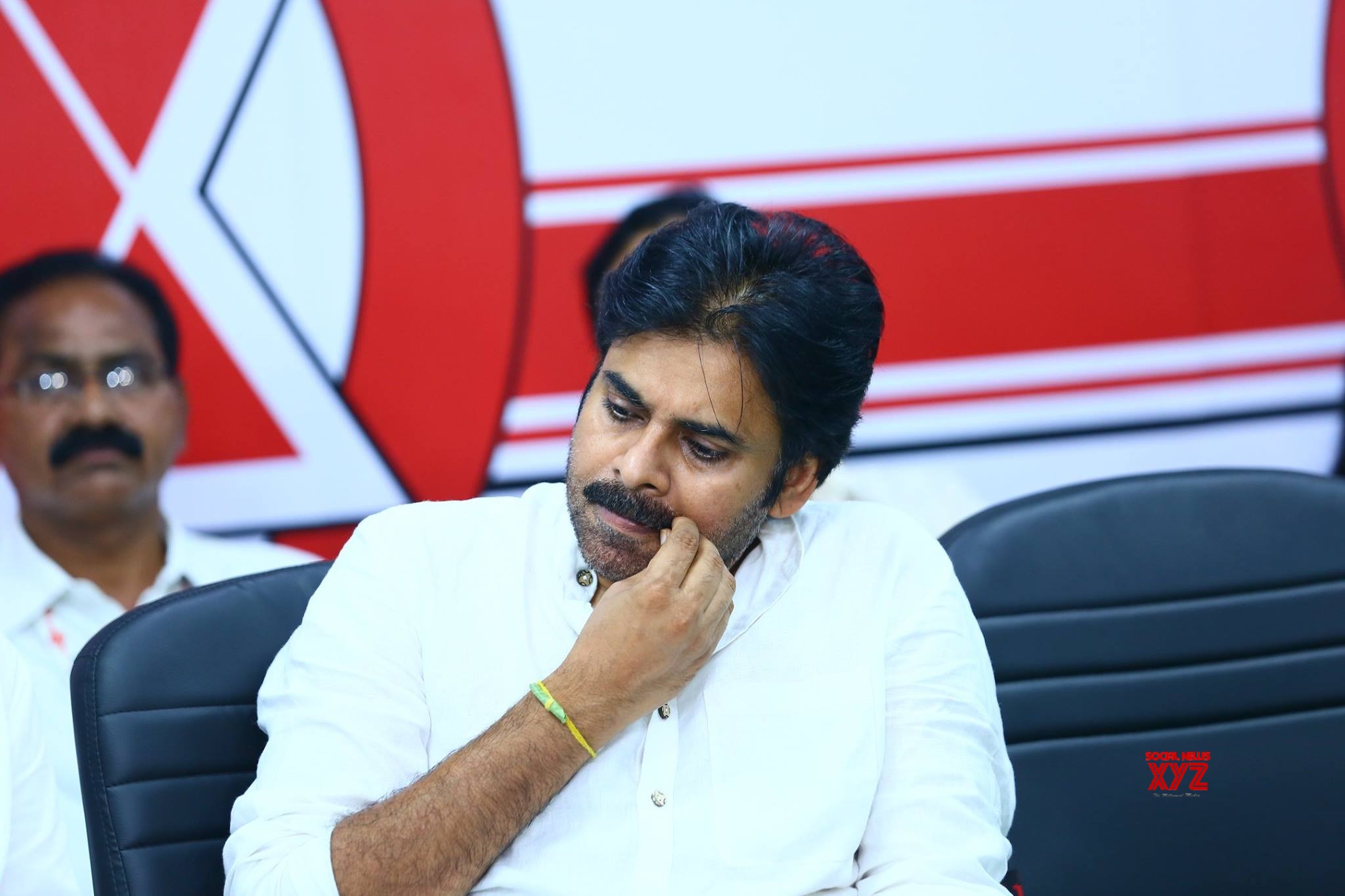 JanaSena Chief Pawan Kalayan Inviting Balaraju Into The Party - Gallery ...