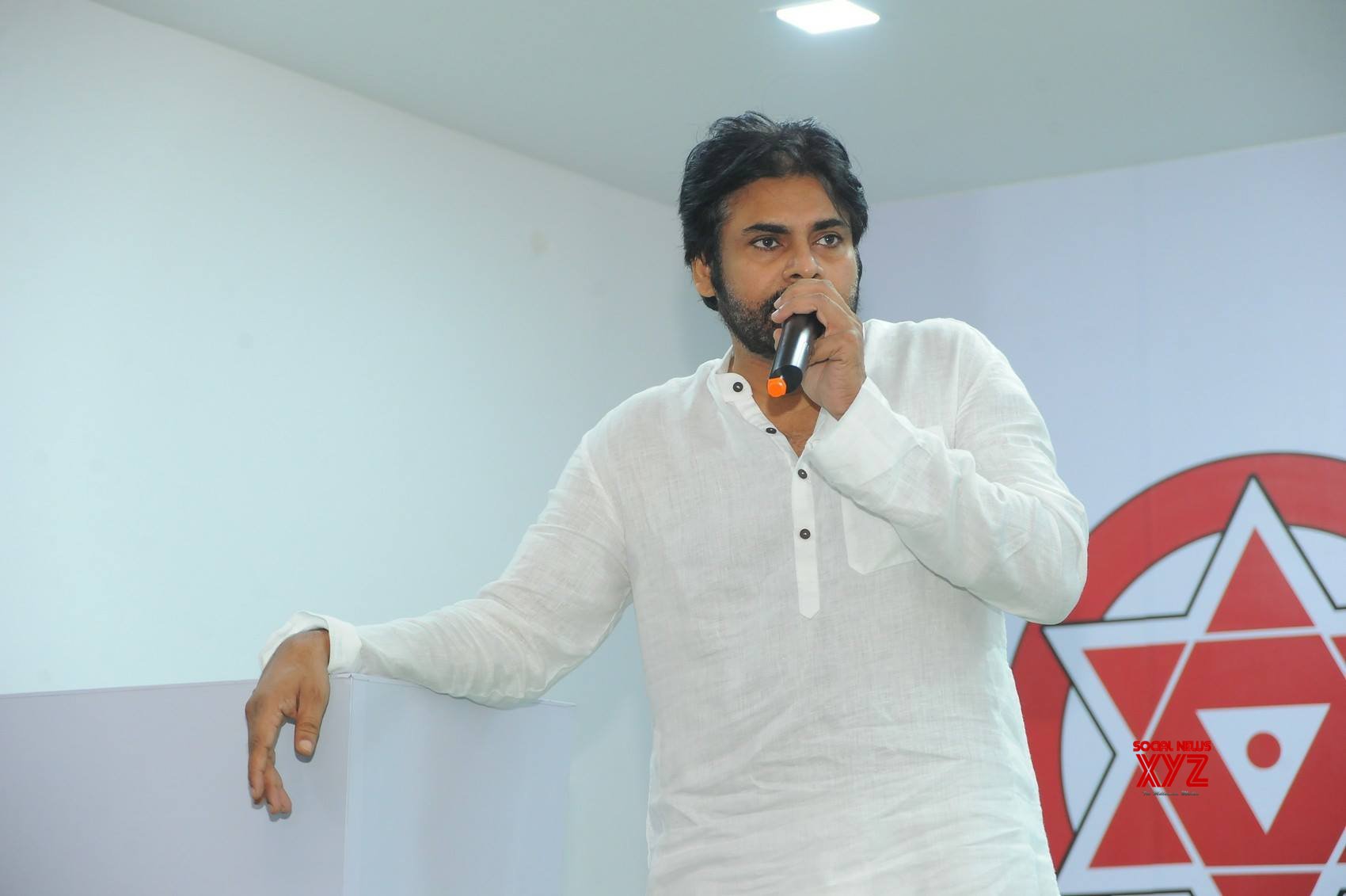 JanaSena Chief Pawan Kalyan Welcomes Ravela Kishore Babu Into The Party - Gallery - Social News XYZ