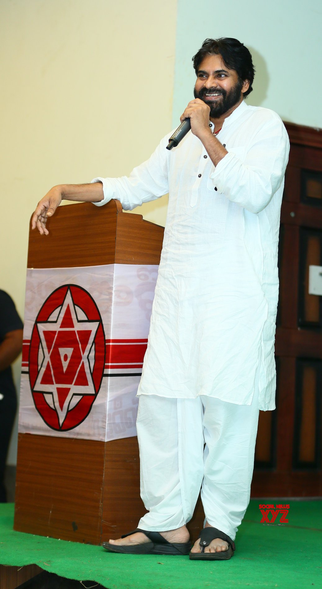 JanaSena Chief Pawan Kalyan Interacts With Vizianagaram JanaSainiks - Gallery - Social News XYZ