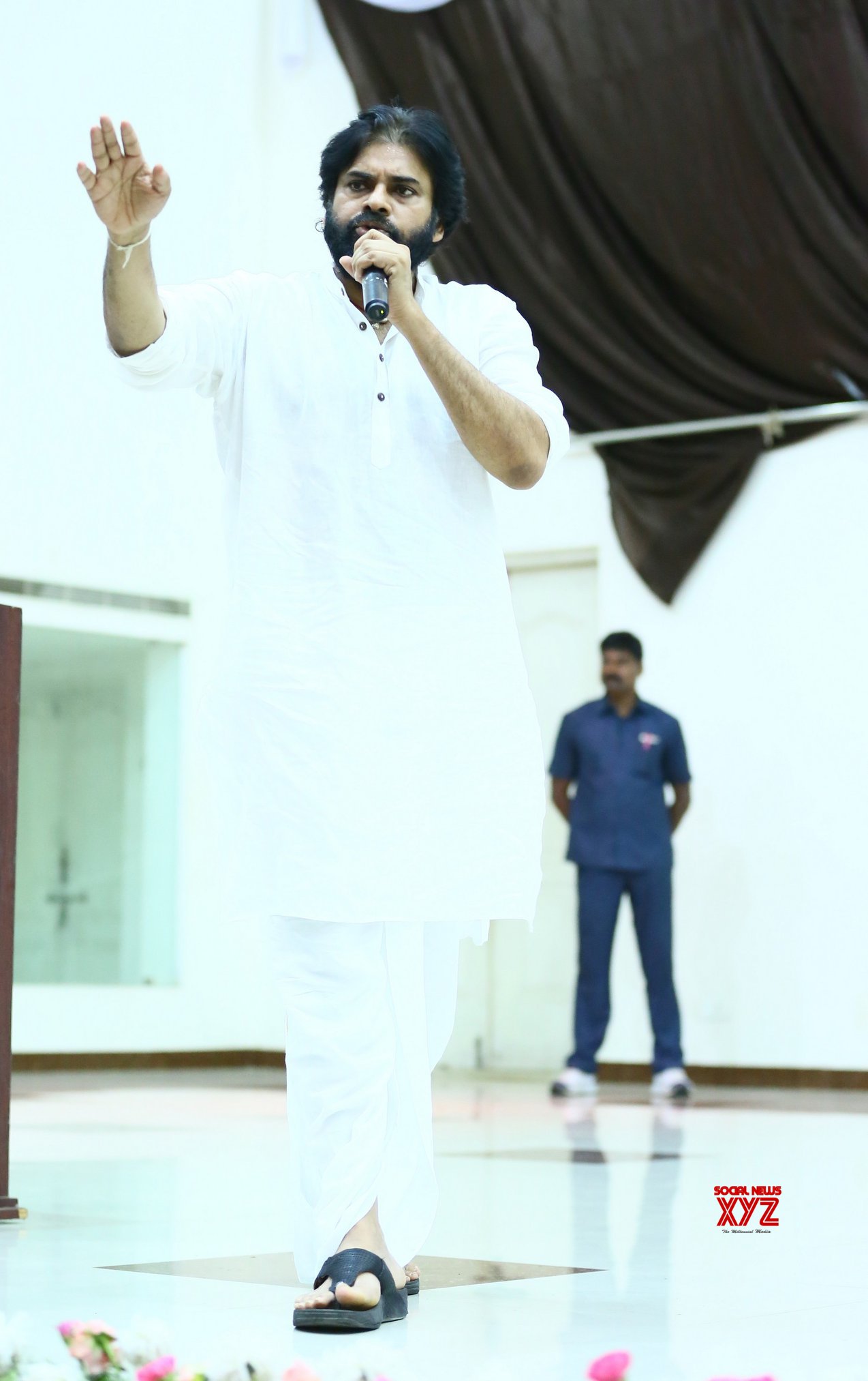 JanaSena Chief Pawan Kalyan Interaction With Nellore District Students - Gallery - Social News XYZ