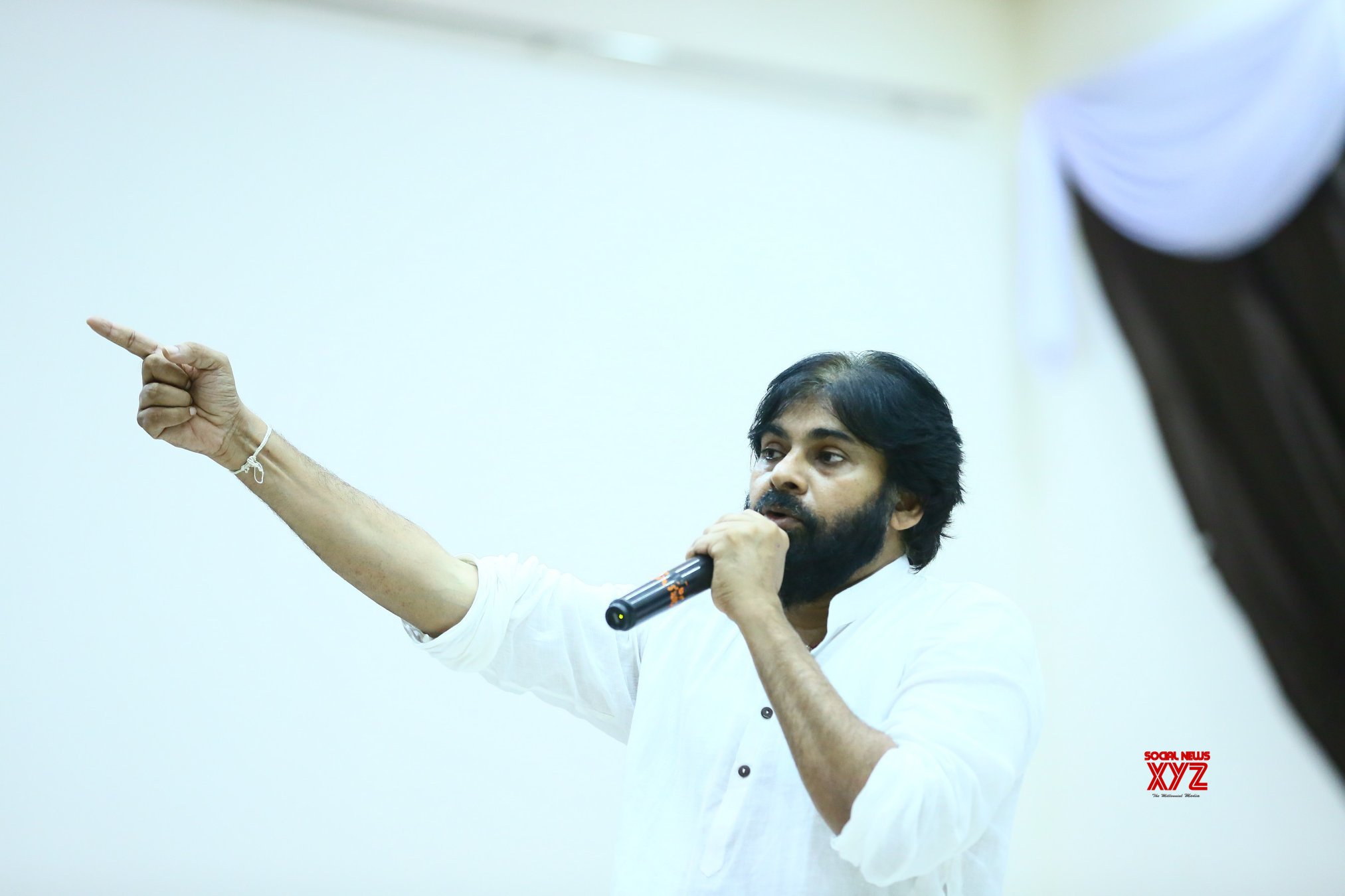 JanaSena Chief Pawan Kalyan Interaction With Nellore District Students - Gallery - Social News XYZ