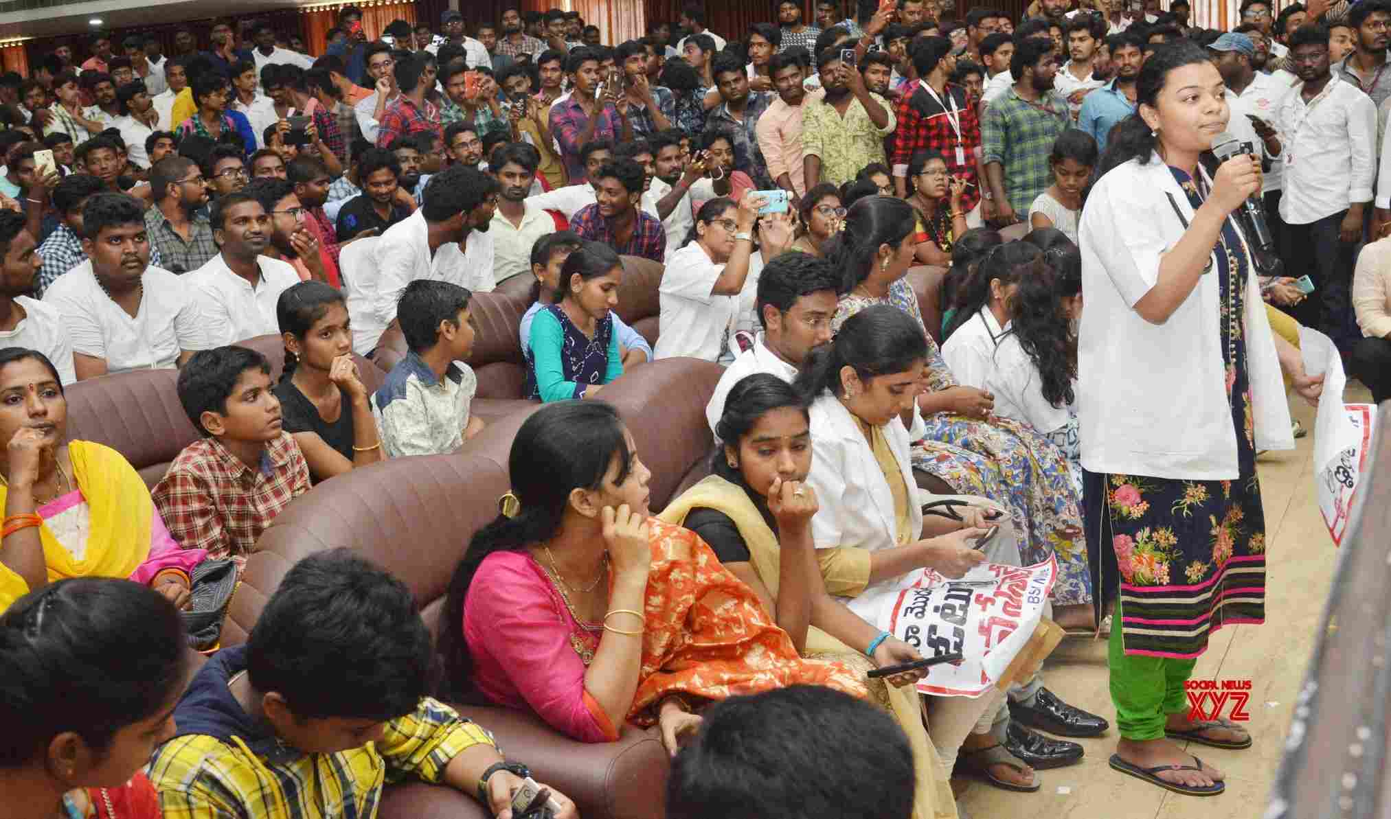 JanaSena Chief Pawan Kalyan Interaction With Nellore District Students - Gallery - Social News XYZ
