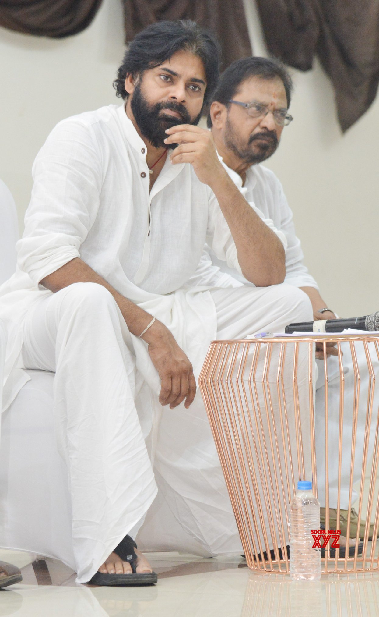 JanaSena Chief Pawan Kalyan Interaction With Nellore District Students - Gallery - Social News XYZ