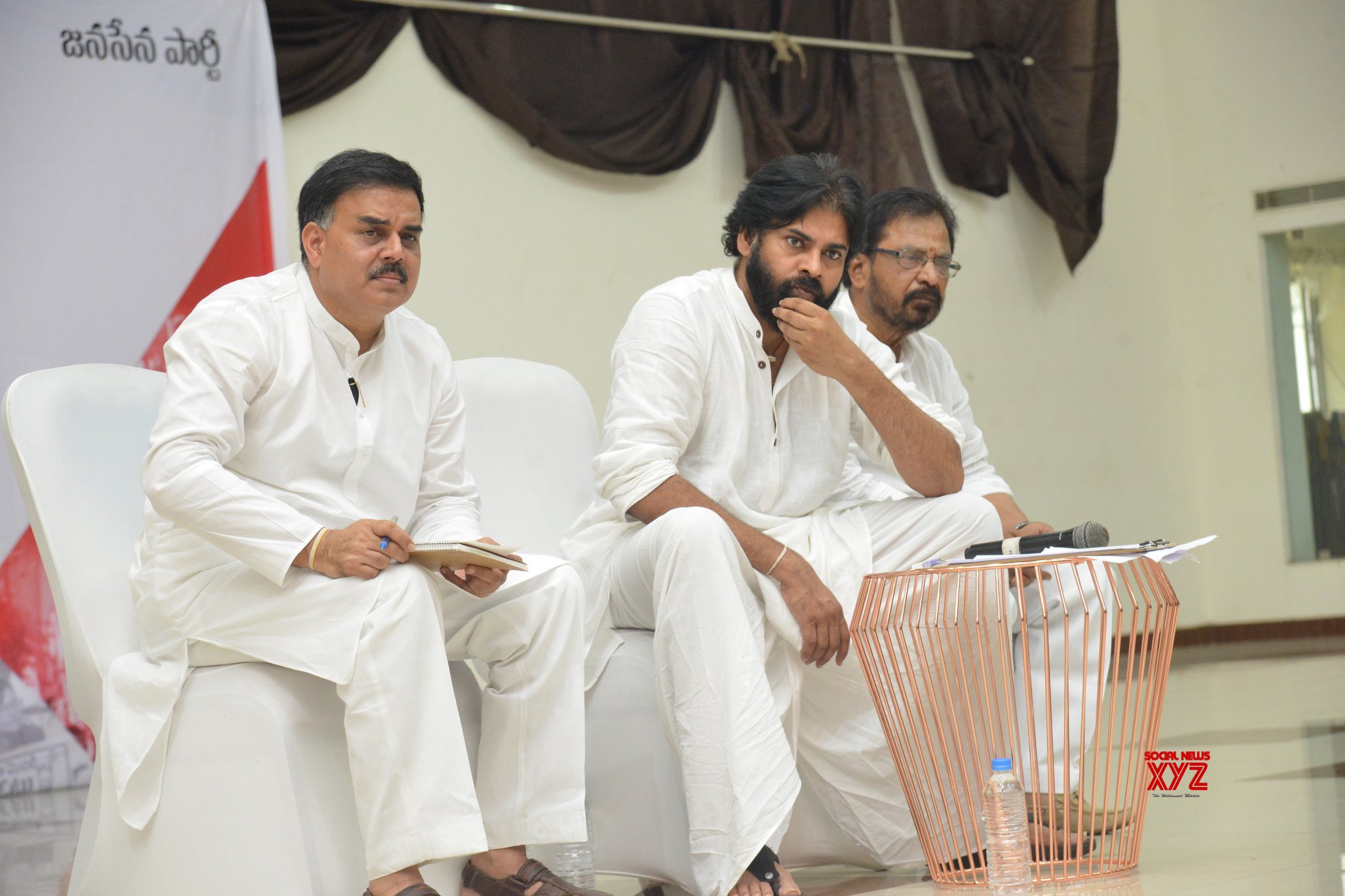 JanaSena Chief Pawan Kalyan Interaction With Nellore District Students - Gallery - Social News XYZ