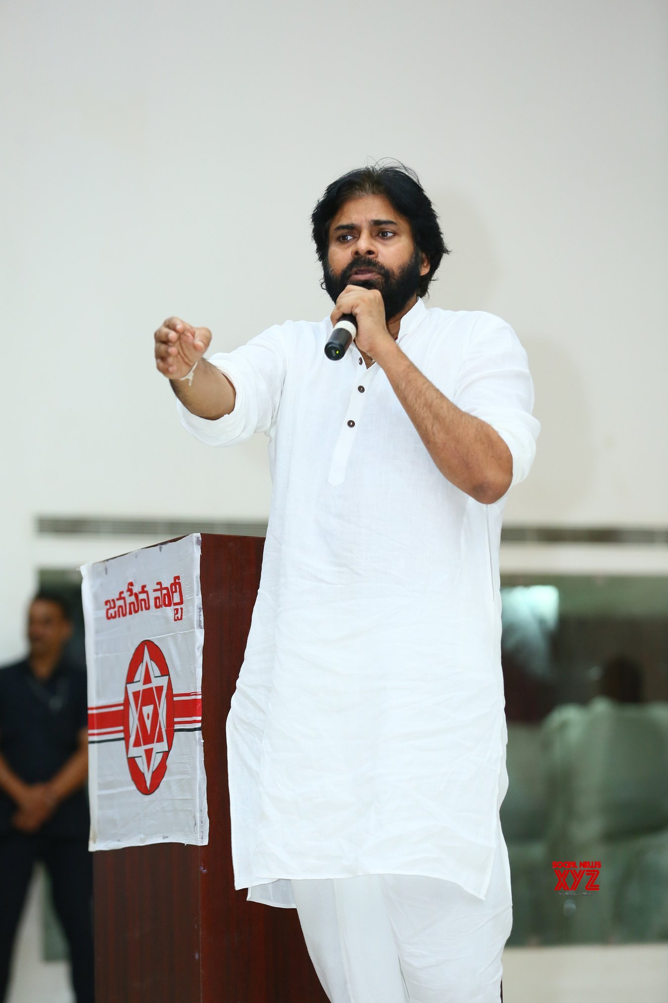 JanaSena Chief Pawan Kalyan Interaction With Nellore District Students - Gallery - Social News XYZ