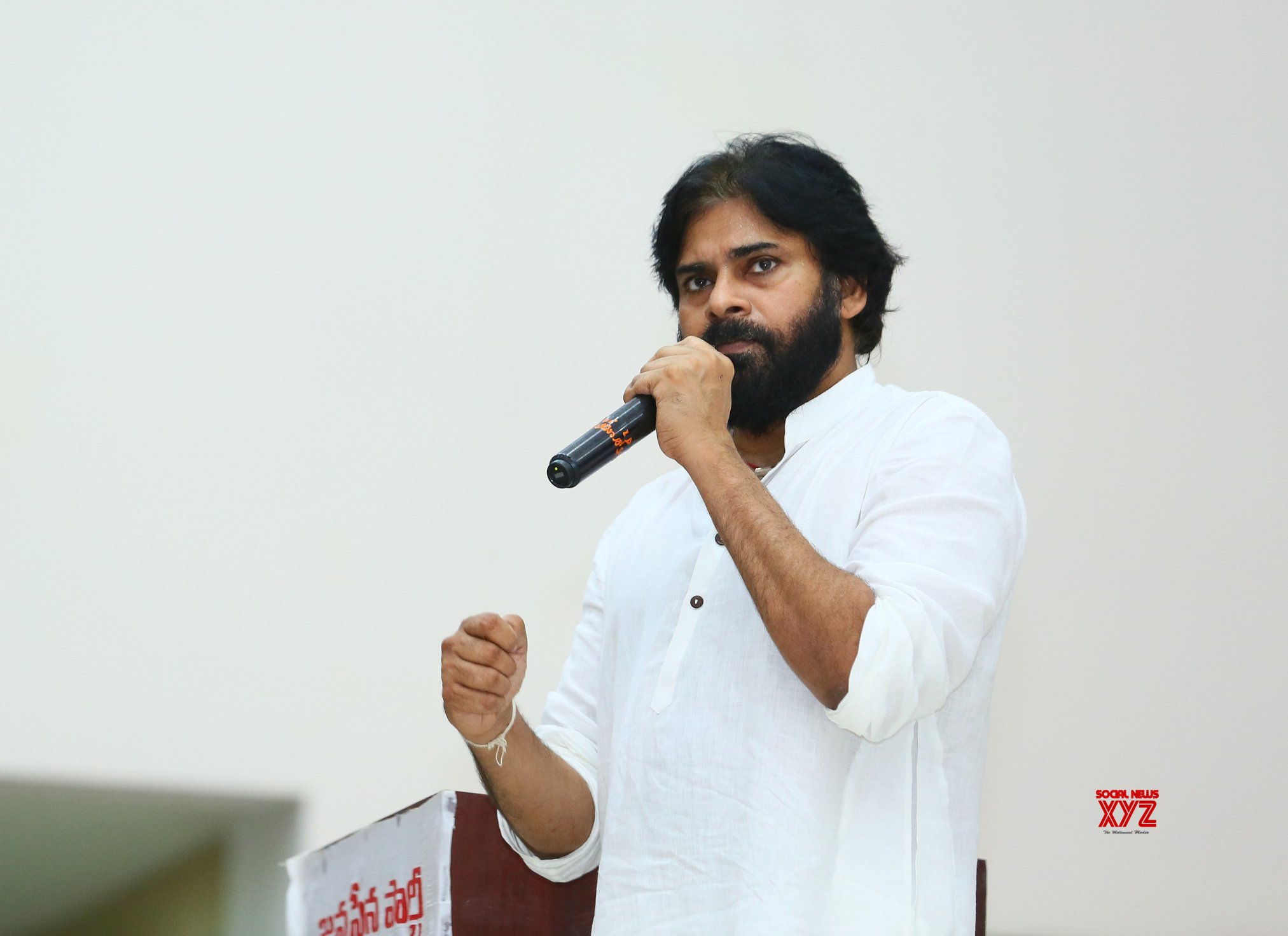 JanaSena Chief Pawan Kalyan Interaction With Nellore District Students - Gallery - Social News XYZ