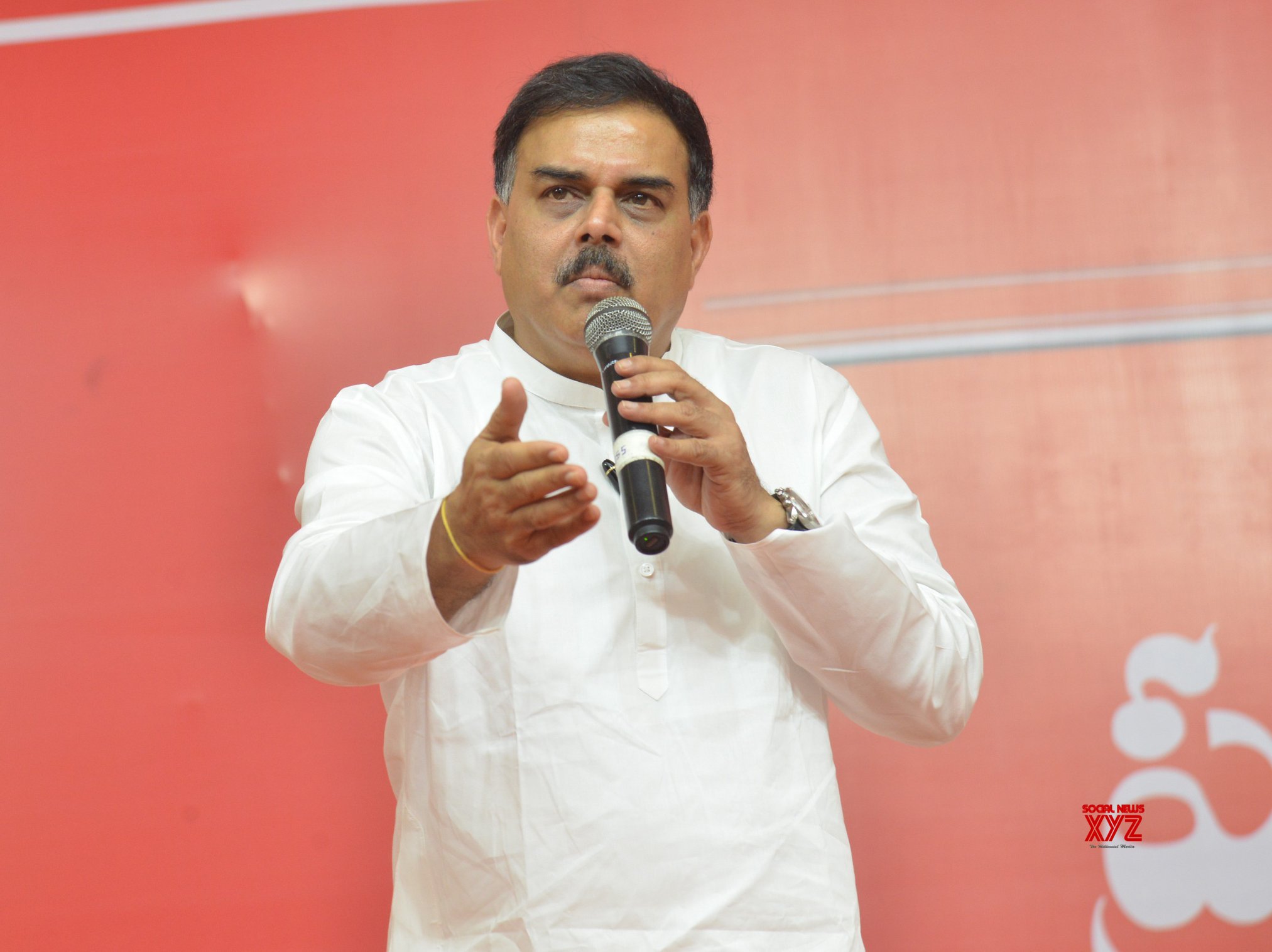 JanaSena Chief Pawan Kalyan Interaction With Students And VeeraMahila In Prakasam District ...