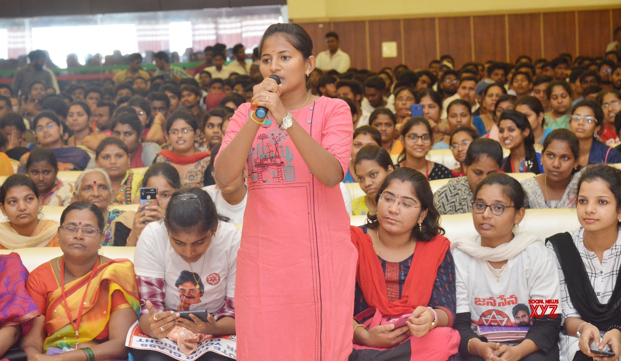 JanaSena Chief Pawan Kalyan Interaction With Students And VeeraMahila In Prakasam District ...