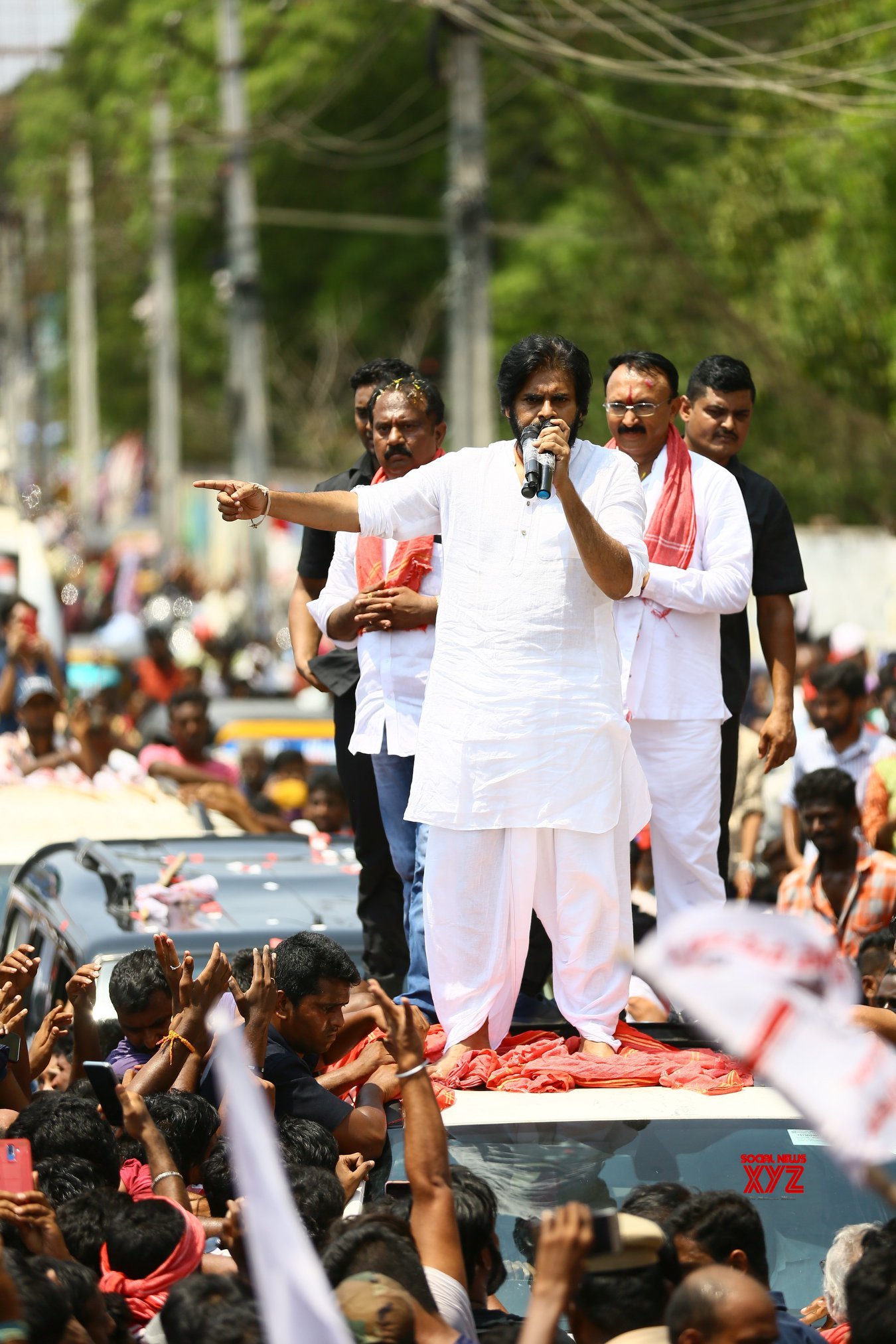 JanaSena Chief Pawan Kalyan Election Sankharavam In Guntur West ...