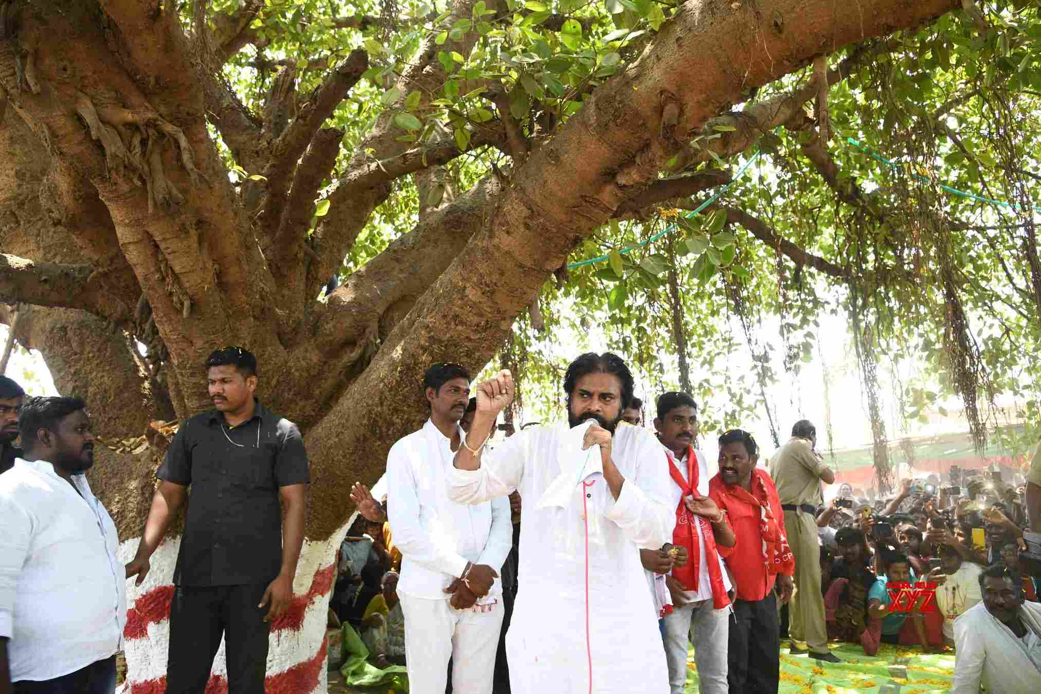 JanaSena Chief Pawan Kalyan's KONIDELA Village Visit - Gallery - Social News XYZ