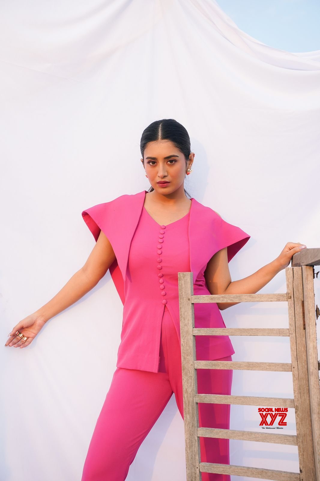 Actress Jaya Naidu Exclusive Interview Part #2 (Video) - Social News XYZ