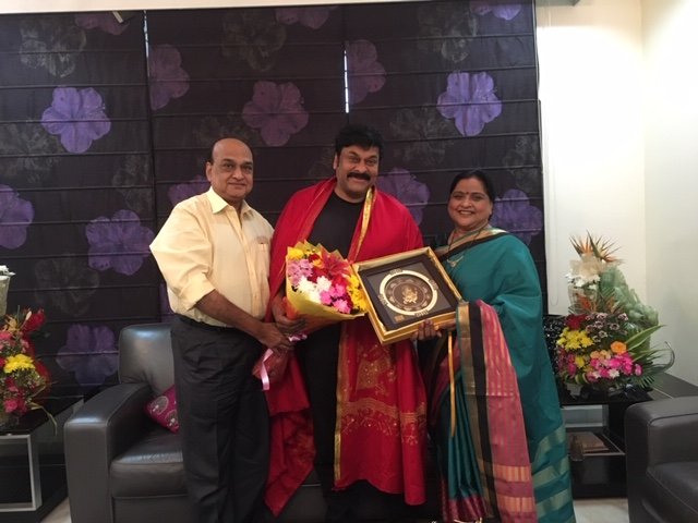 Roja Ramani And Chakrapani Couple Congratulate Megastar Chiranjeevi For ...