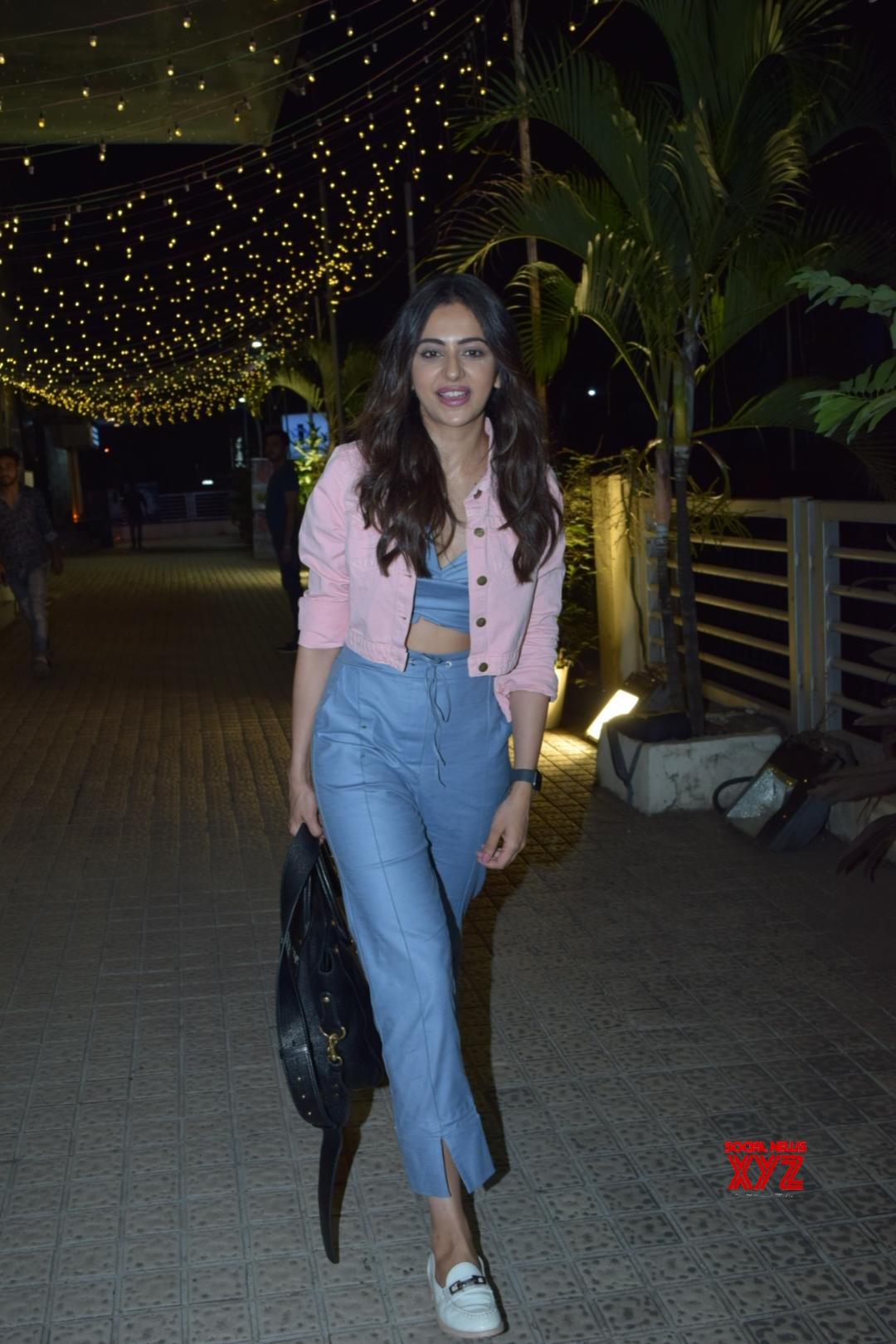 Rakul Preet Singh And Pragya Jaiswal Spotted At PVR Juhu - Gallery ...