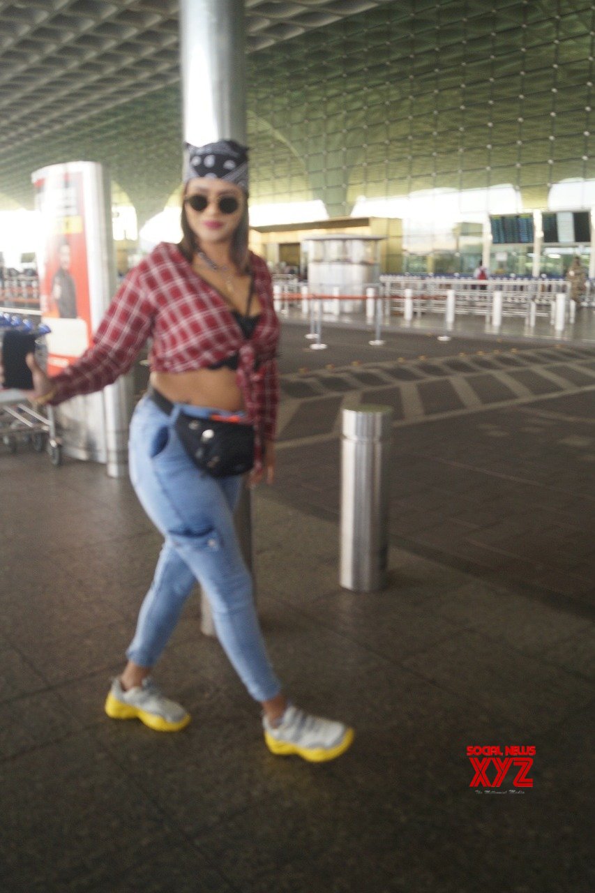 International Model And Actress Jinnie Jaaz Spotted International ...