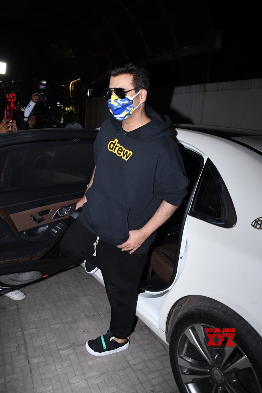 Shashi Preetam, Shakun Batra, And Karan Johar Spotted At Old Dharma ...