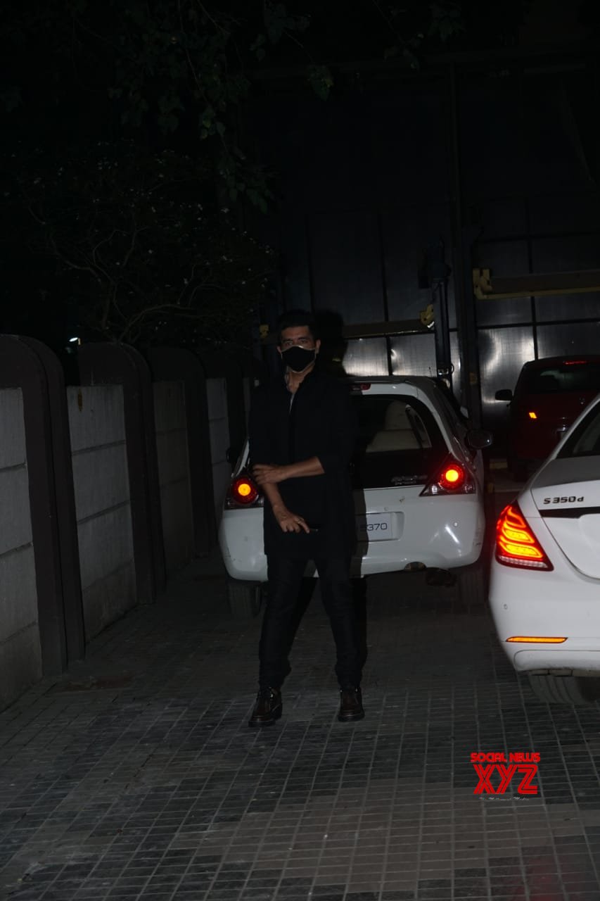 Ananya Panday - Malaika Arora And Other Celebs At Bunty Sachdeva House ...