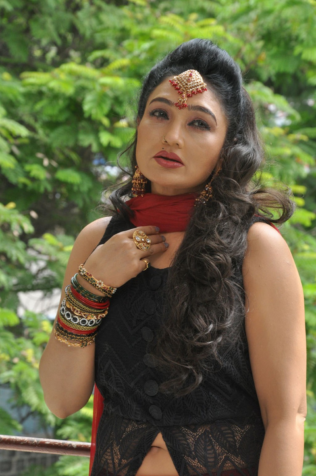 Ramya Sri Photo Gallery - Social News XYZ