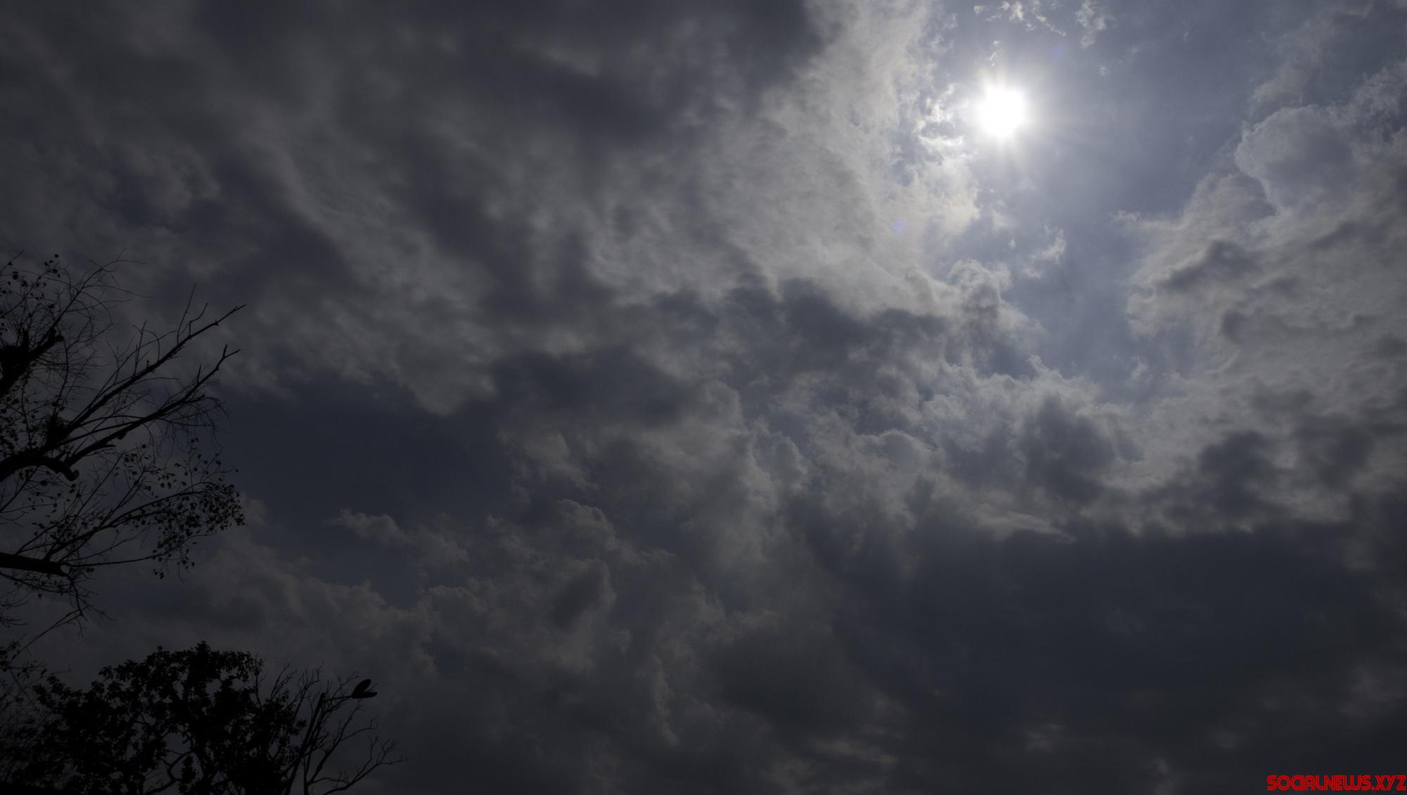 Partly cloudy Wednesday morning in Delhi - Social News XYZ