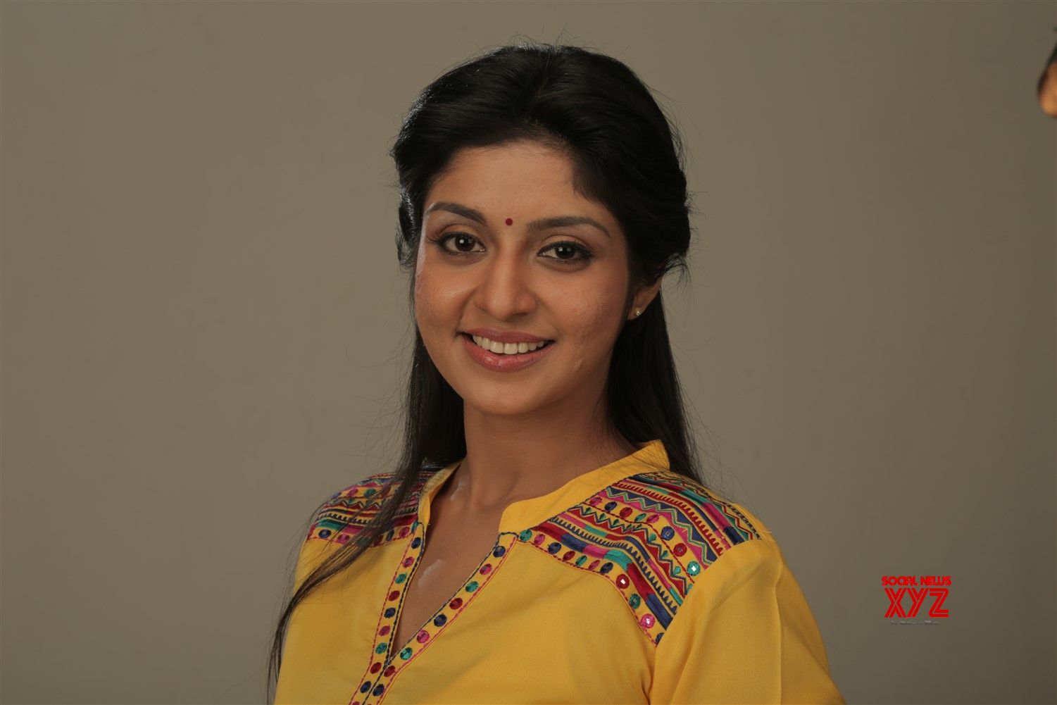 Vaadu Osthadu Movie Stills - Social News XYZ