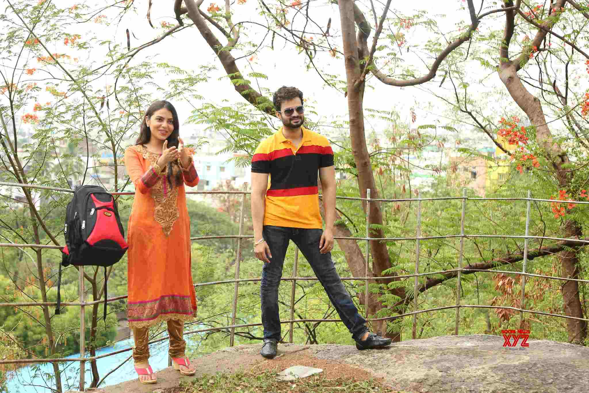 2 Friends Movie Stills - Social News XYZ