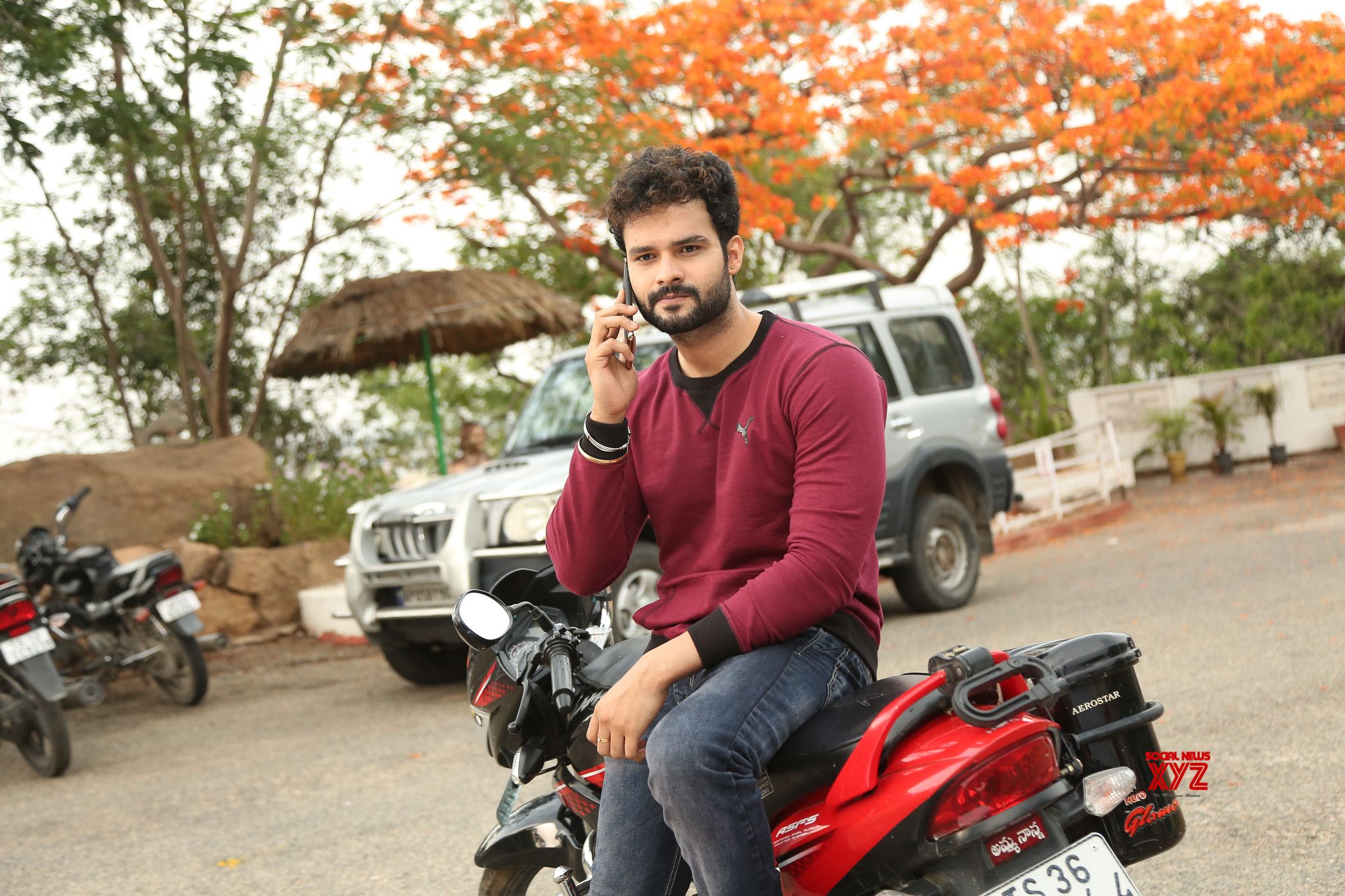 2 Friends Movie Stills - Social News XYZ