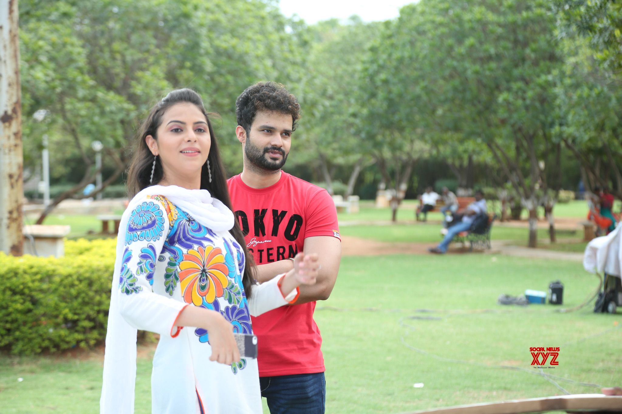 2 Friends Movie Stills - Social News XYZ