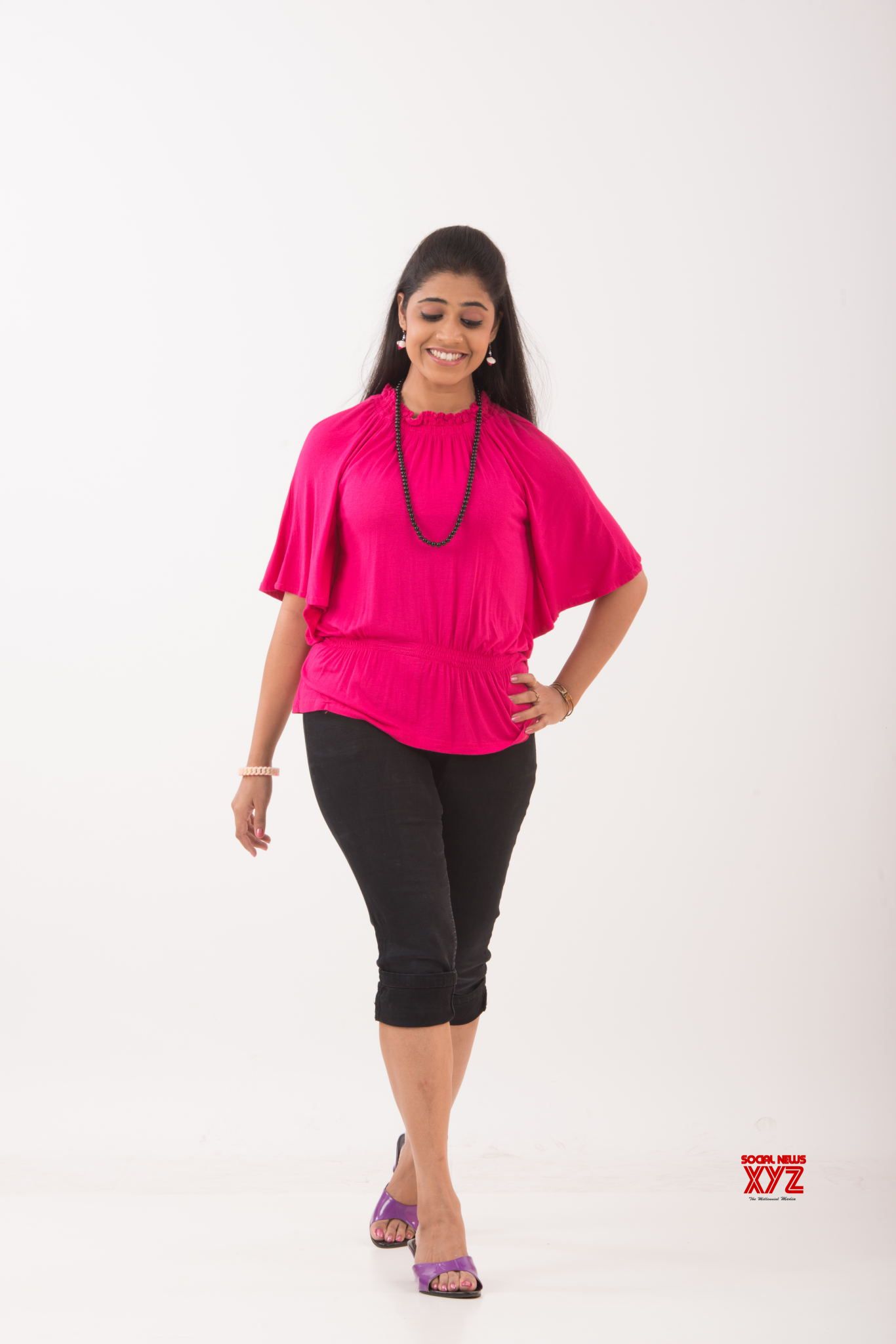 Actress Samatha Latest Glam Stills - Social News XYZ
