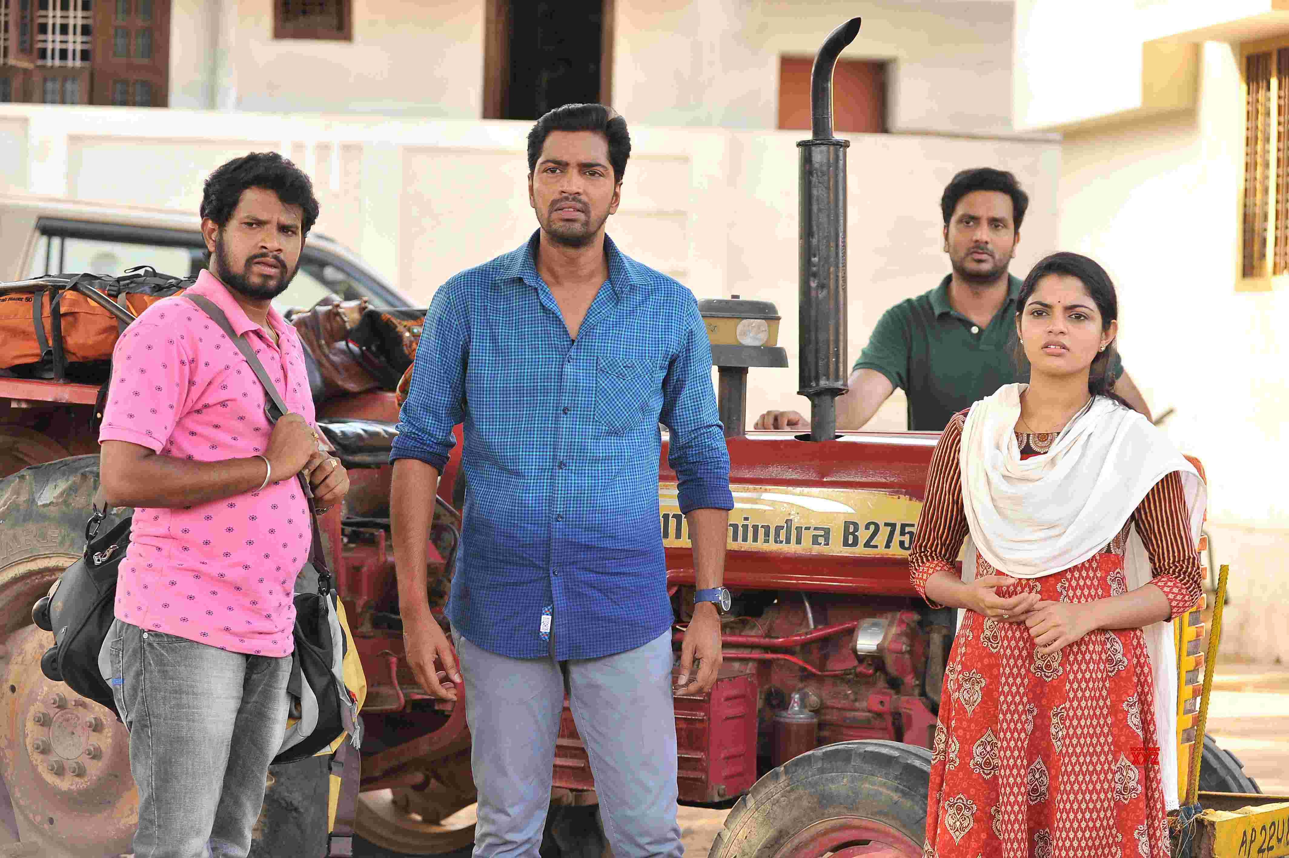 Meda Meeda Abbayi Movie Stills - Social News XYZ