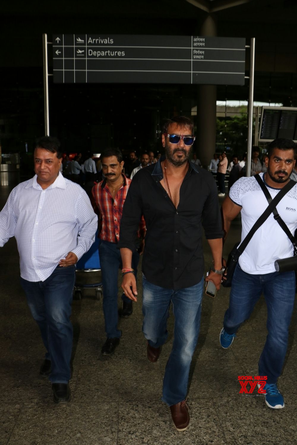 Mumbai: Ajay Devgan spotted at airport - Social News XYZ