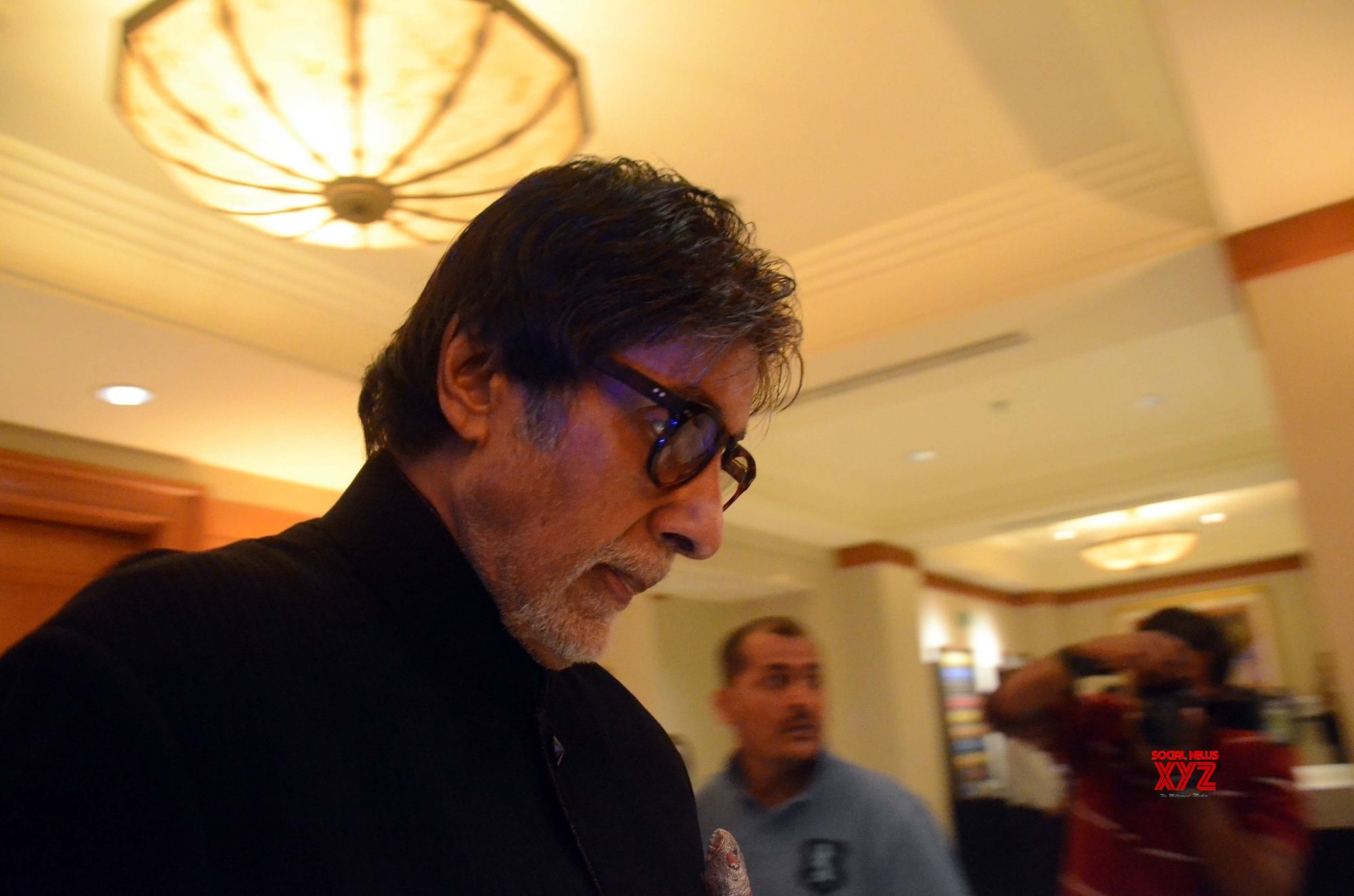 Mumbai: Amitabh Bachchan's press conference - Social News XYZ