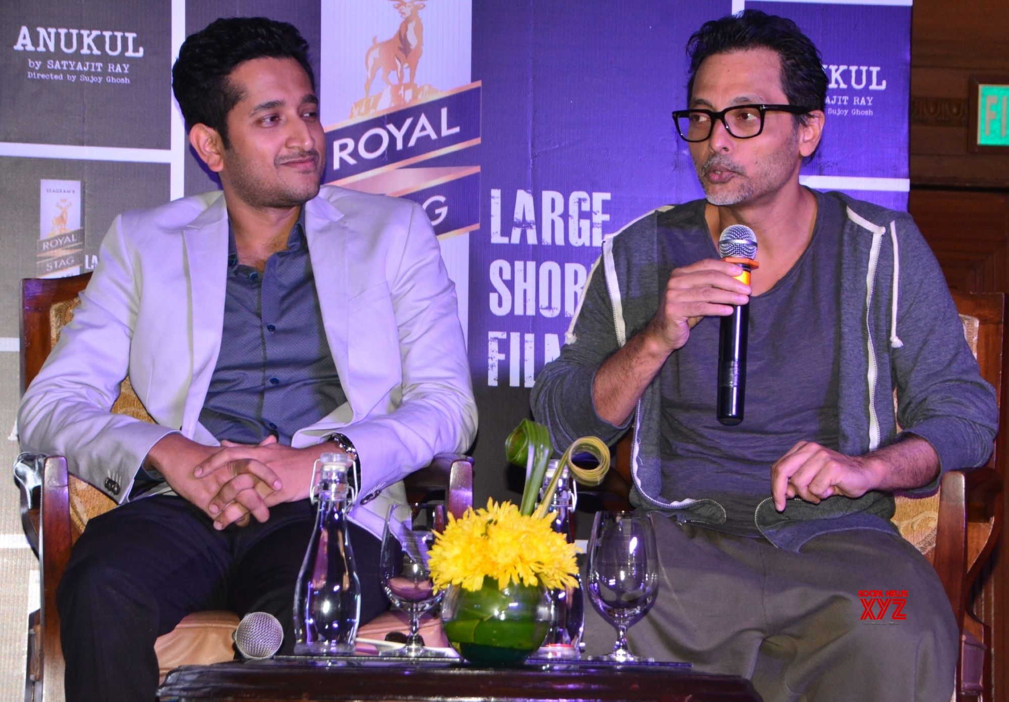Kolkata: Screening of 'Anukul' Sujoy Ghosh, Parambrata Chatterjee ...