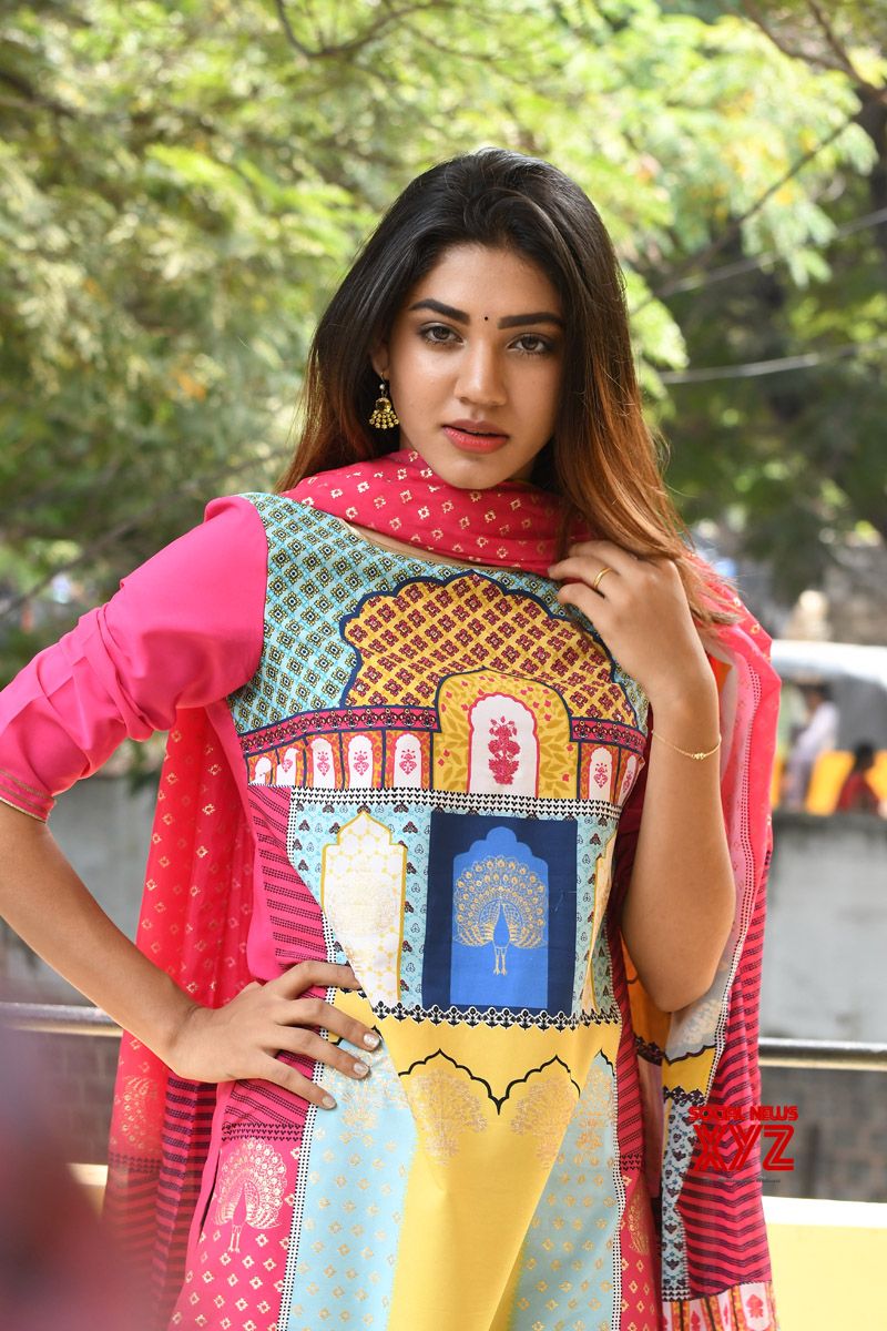 Actress Sonakshi Singh Stills From Naa Love Story Movie Motion Poster ...