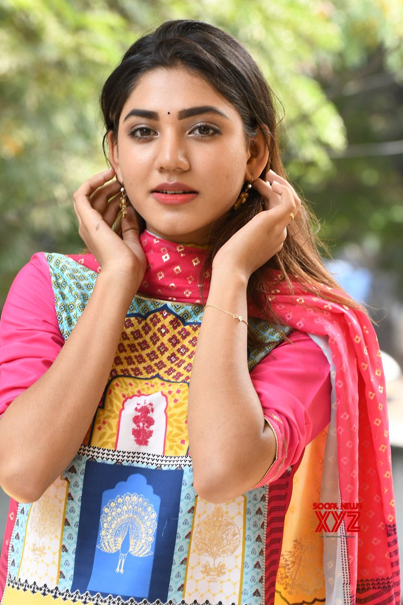 Actress Sonakshi Singh Stills From Naa Love Story Movie Motion Poster ...