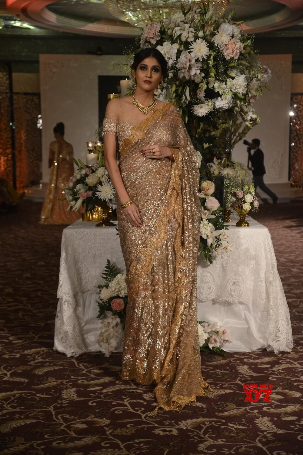 Mumbai: Models showcases Tarun Tahiliani's creations at wedding studio ...