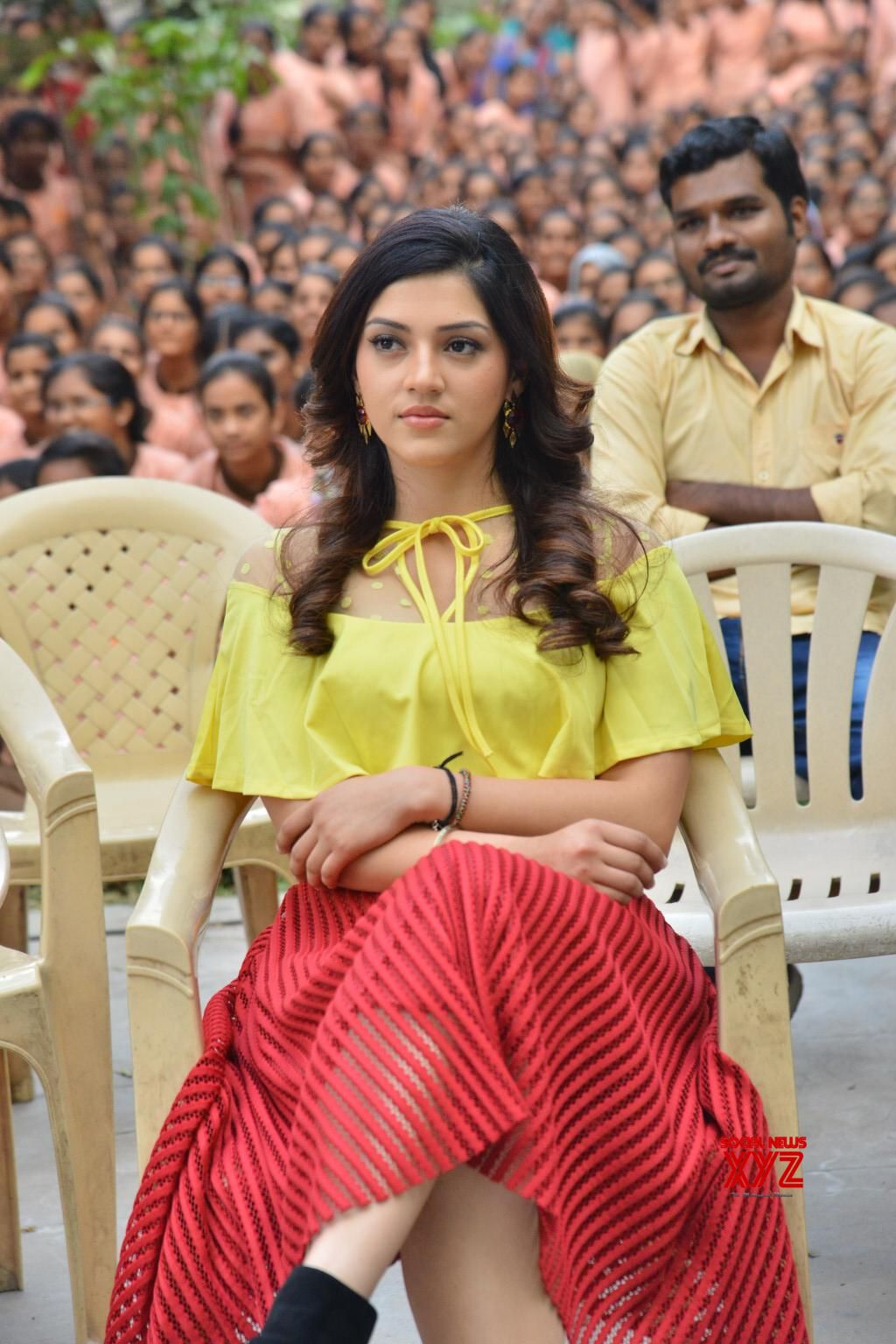 Actress Mehreen Kaur Pirzada Stills With Jawaan Movie Team At Chaitanya ...