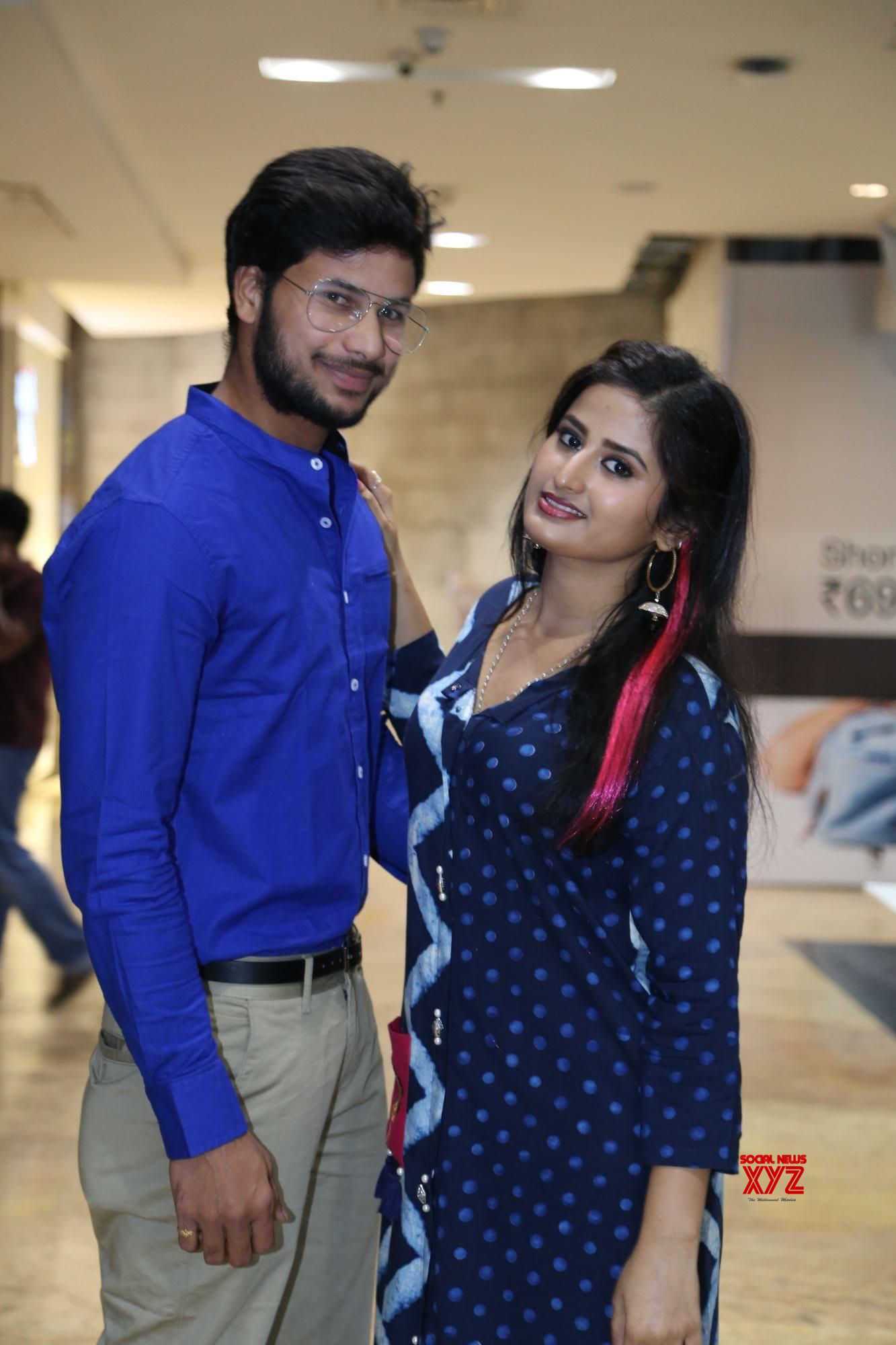 Undha Ledha Movie Team Rock Band Show Gallery Set 2 - Social News XYZ