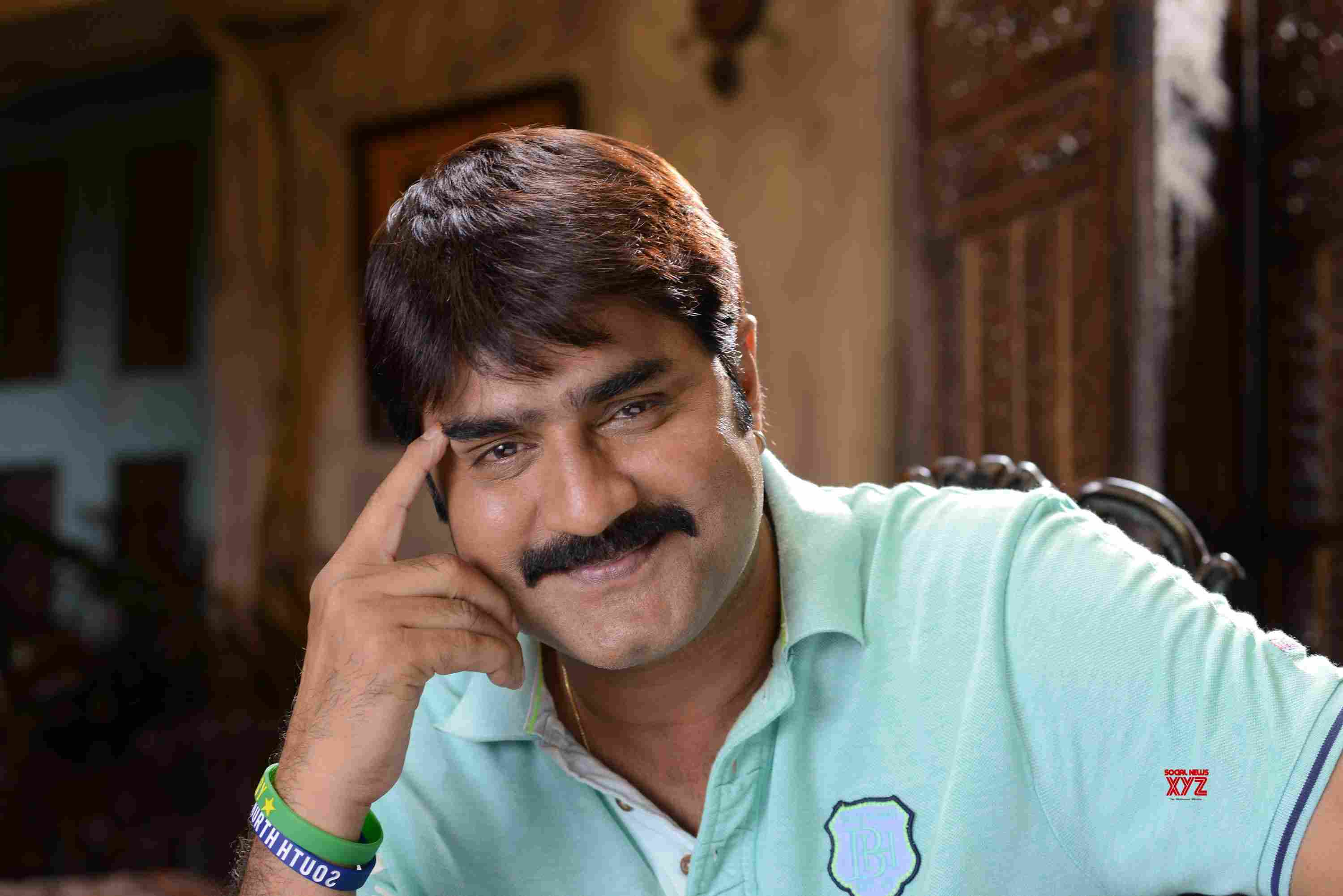 Hero Srikanth Stills From Raa Raa Movie - Social News XYZ