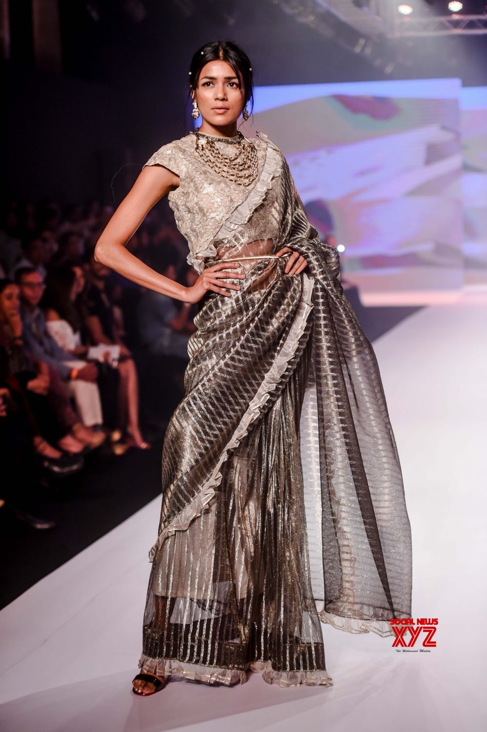 Mumbai: Bombay Times Fashion Week 2018 Day 2 Rina Dhaka, Poonam Soni's ...