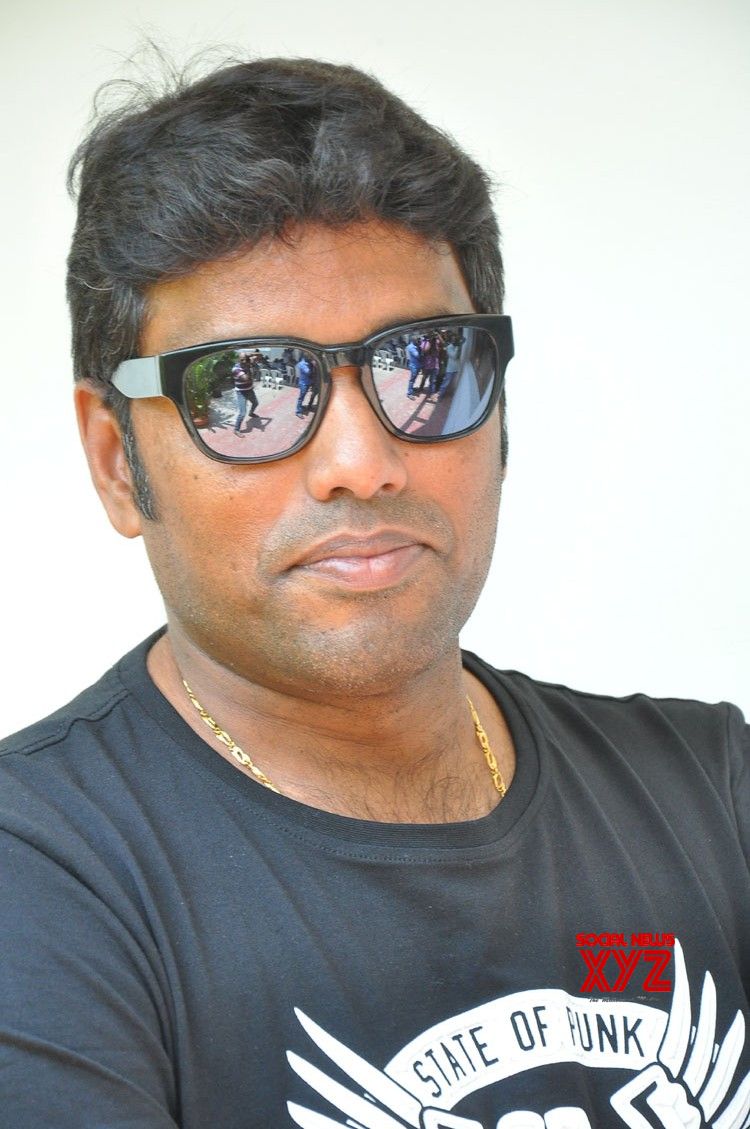 Rangasthalam DOP Rathnavelu Interview Stills - Social News XYZ