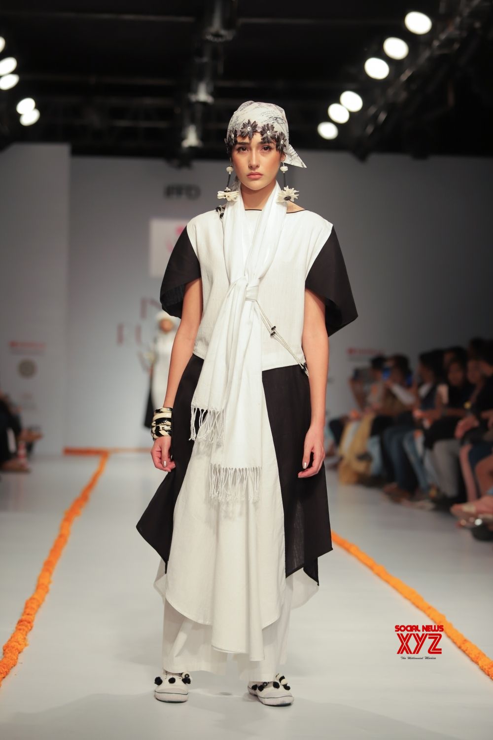 New Delhi: India Runway Week Nushrat Bharucha, Asha Negi #Gallery ...