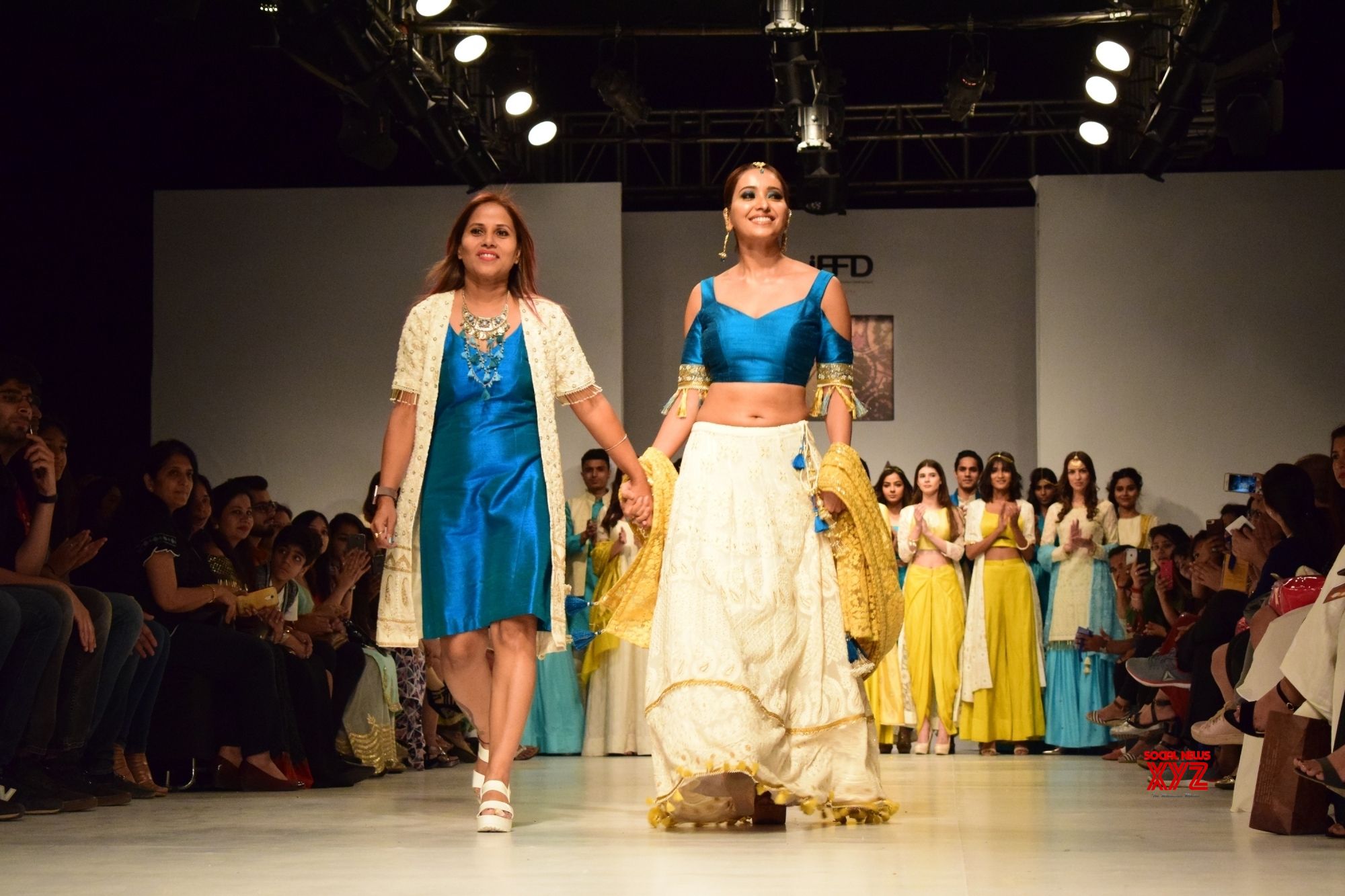 New Delhi: India Runway Week Nushrat Bharucha, Asha Negi #Gallery ...