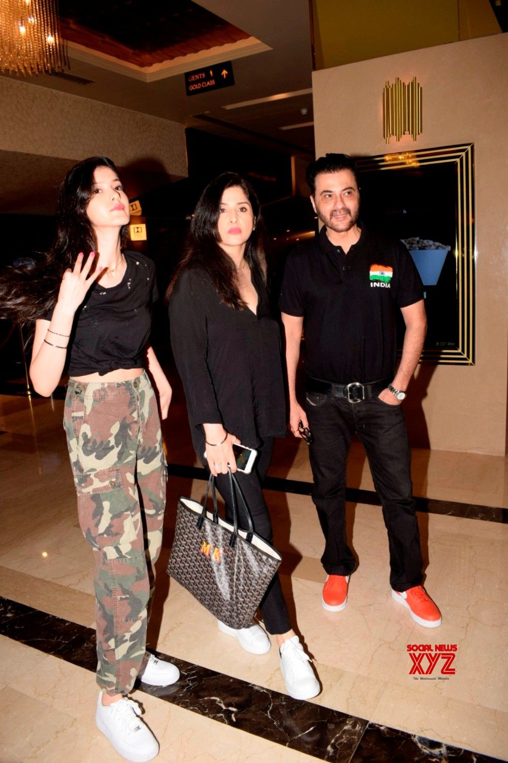 Mumbai: Special screening of "Jurassic World: Fallen Kingdom" Arshad ...