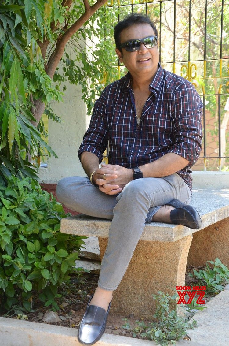 Sr Naresh Stills From Sammohanam Movie Interview - Social News XYZ