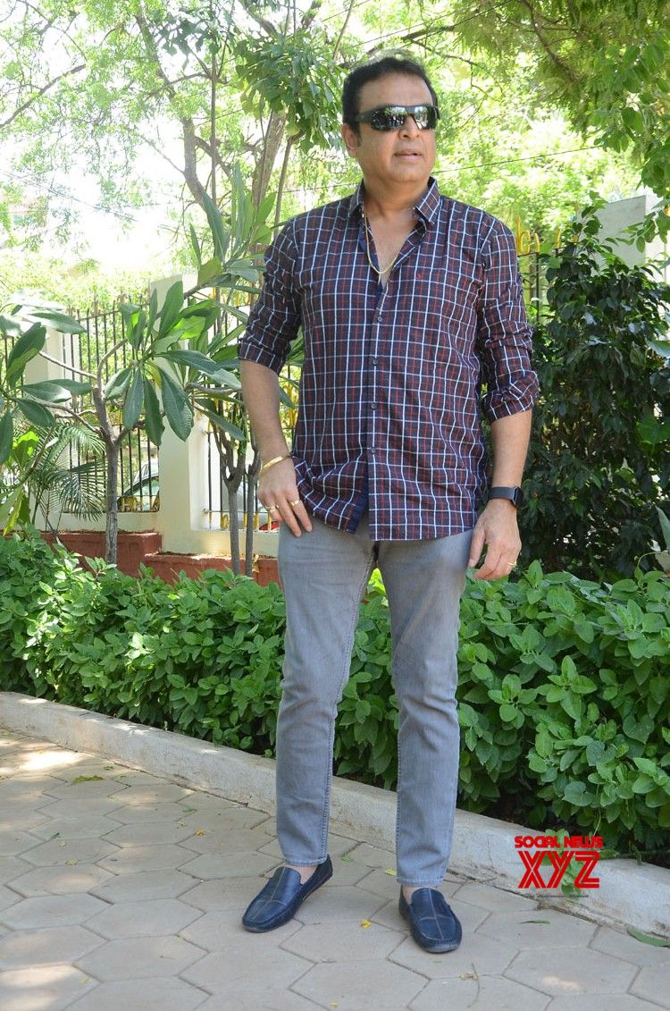 Sr Naresh Stills From Sammohanam Movie Interview - Social News XYZ