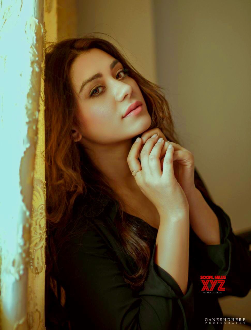 Actress Anchal Singh Latest Glam Stills - Social News XYZ