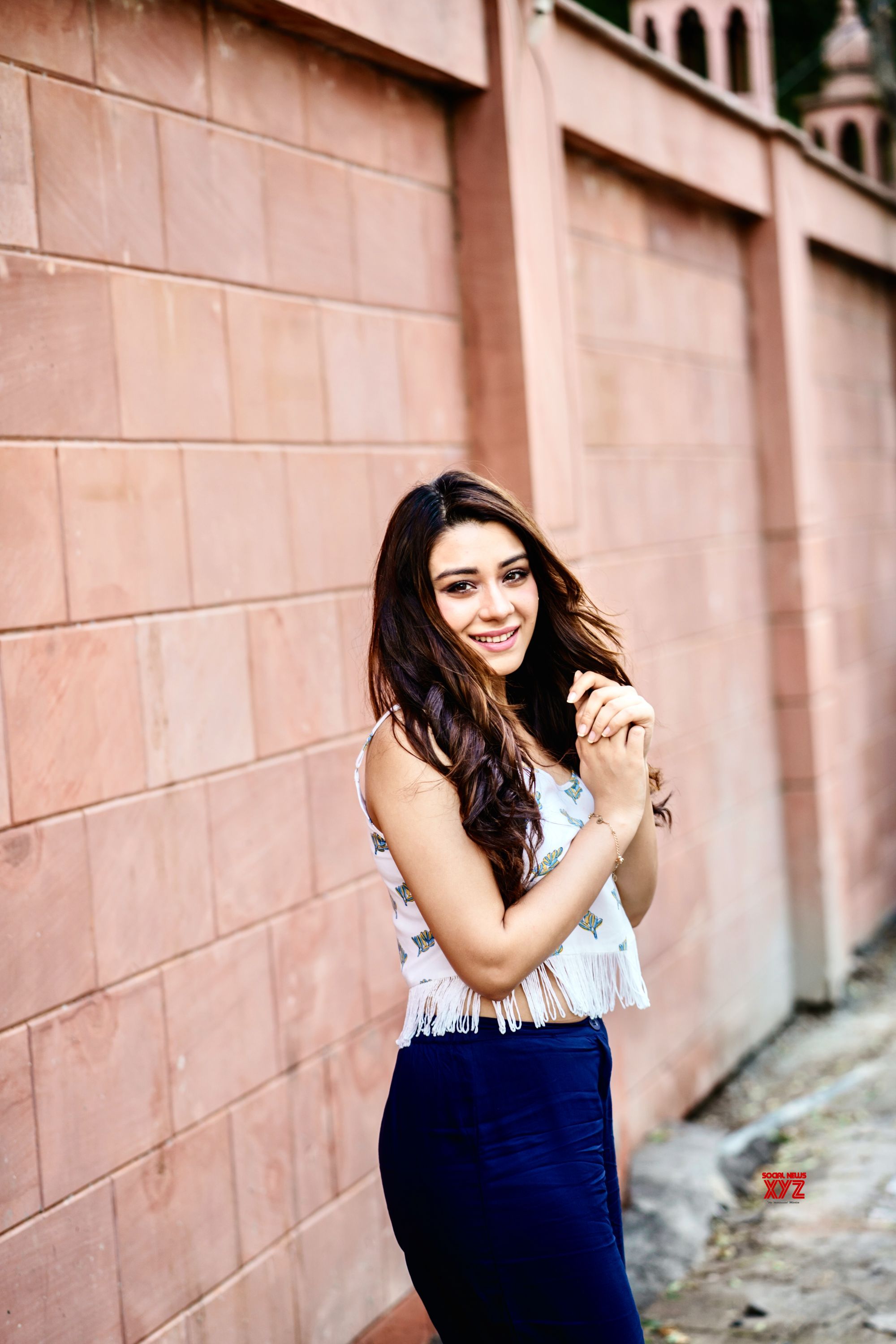 Actress Anchal Singh Latest Glam Stills - Social News XYZ